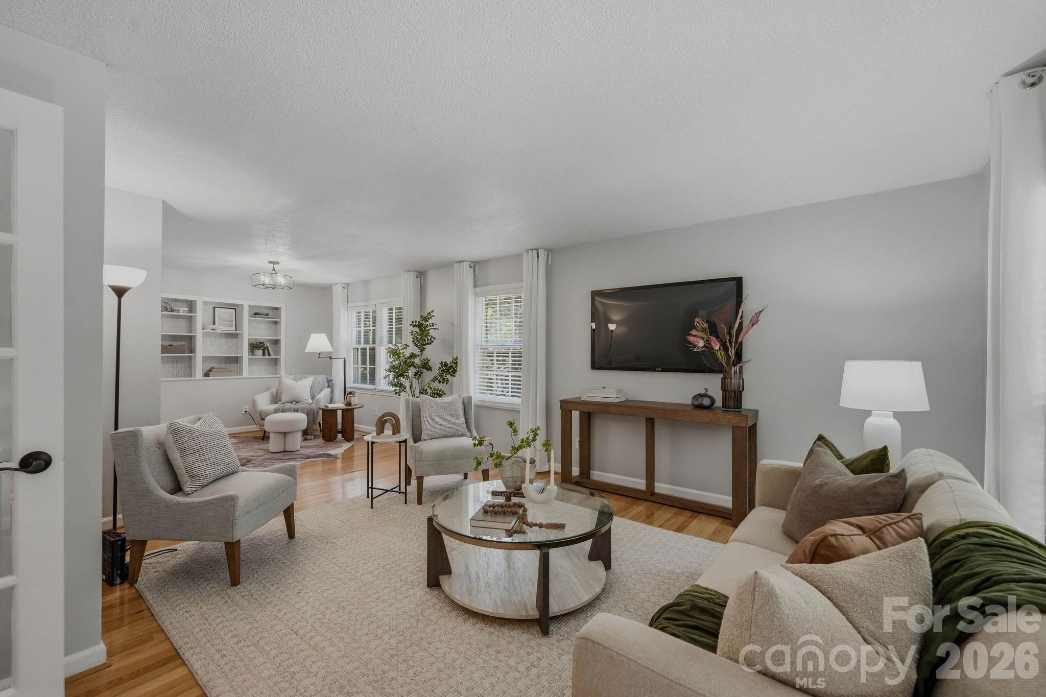 Photo 4 of 6109 Kingstree Drive, Charlotte, NC