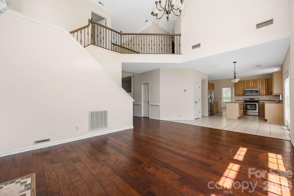 9512 Autumn Applause Drive, Charlotte, NC - photo 11 of 49