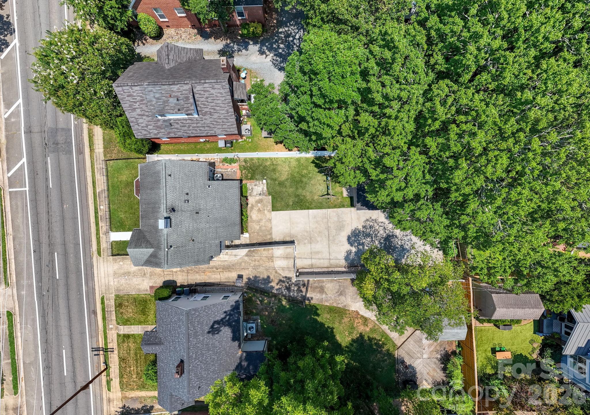 Home for sale at 2113 Scott Avenue, Charlotte, NC — photo 33 of 37