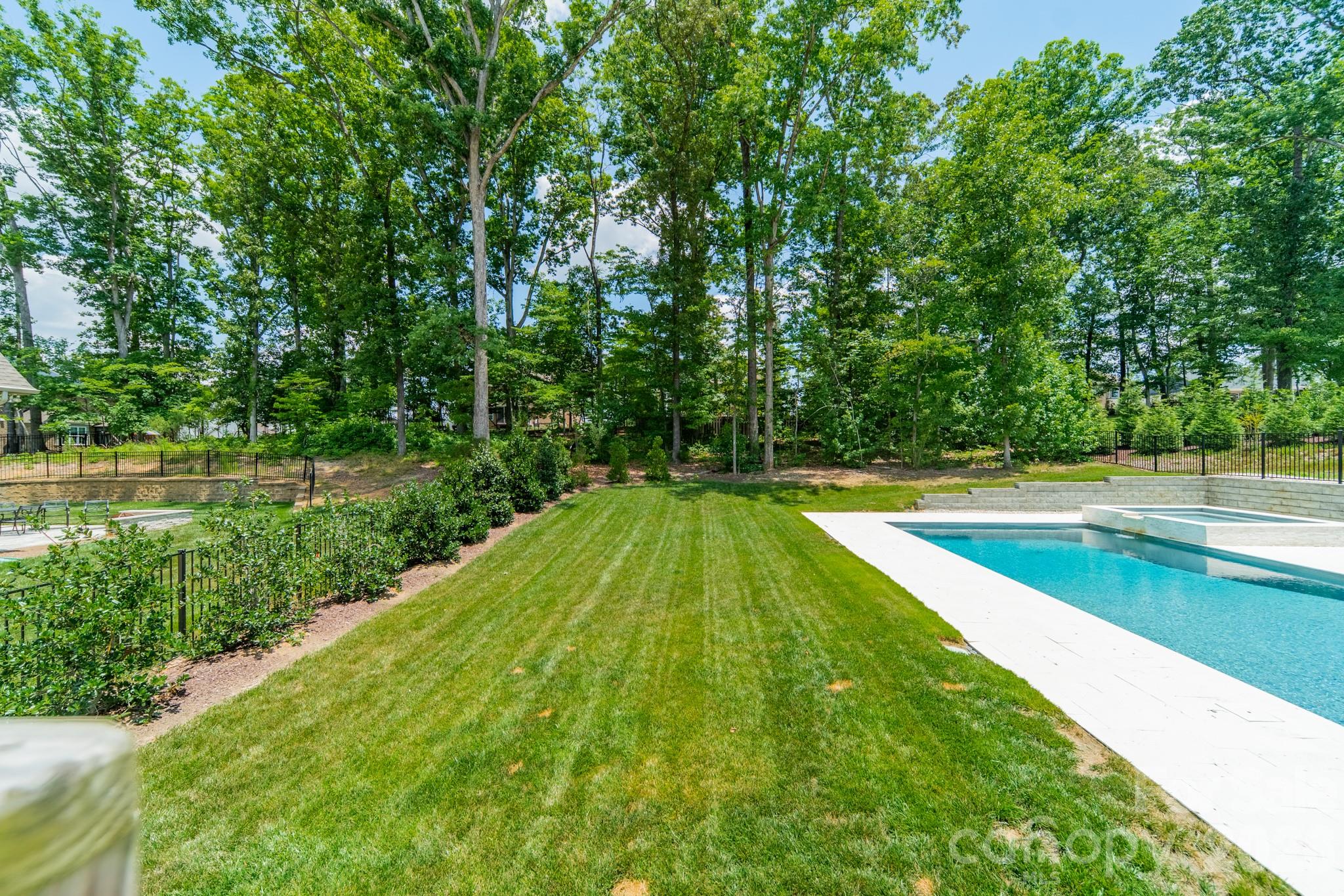 Photo 44 of 2008 Kenmere Lane, Charlotte, NC