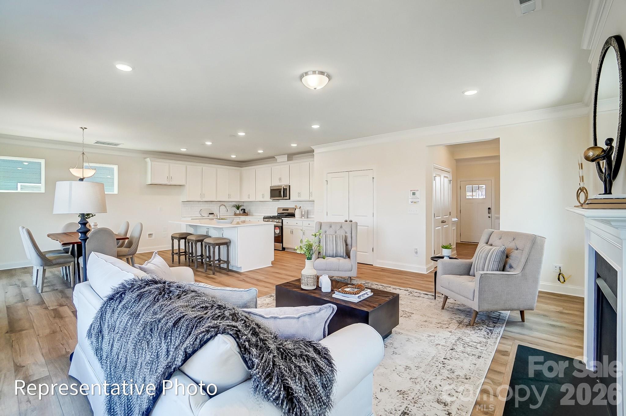 Photo 4 of 13127 Foxberry Road, Charlotte, NC