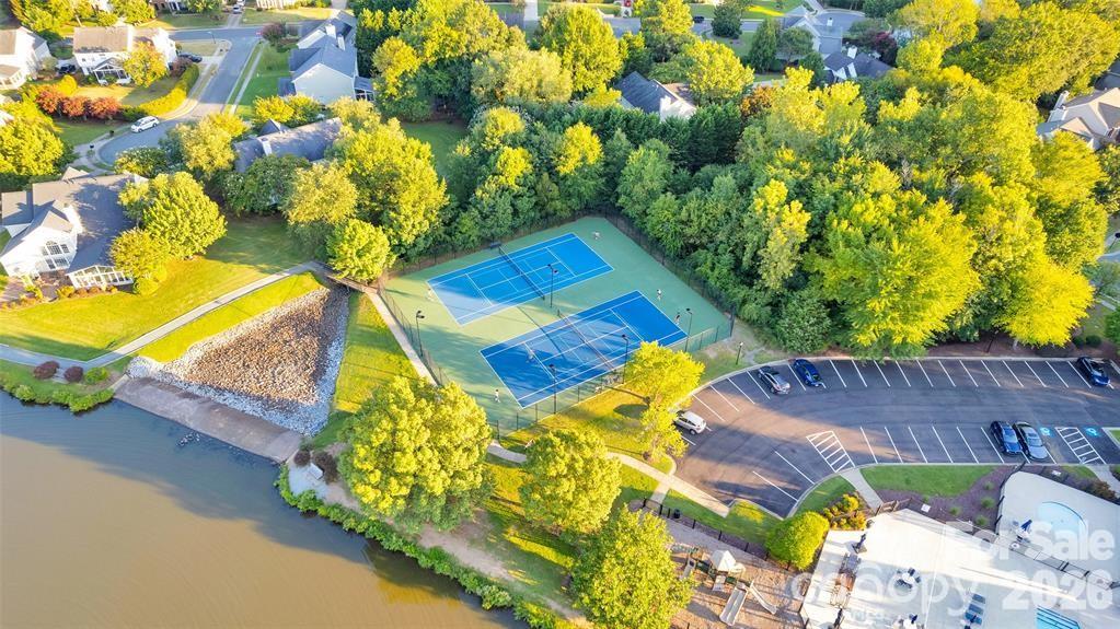 Photo 22 of 11106 Knight Castle Drive, Charlotte, NC