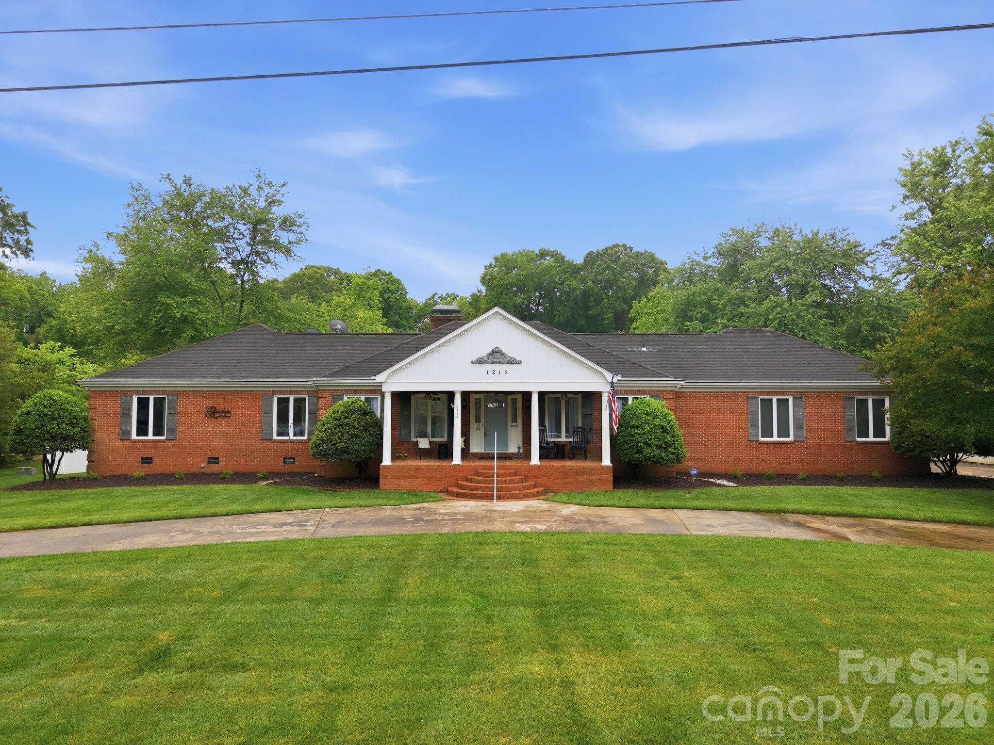 1215 Hillside Drive, Gastonia, NC
