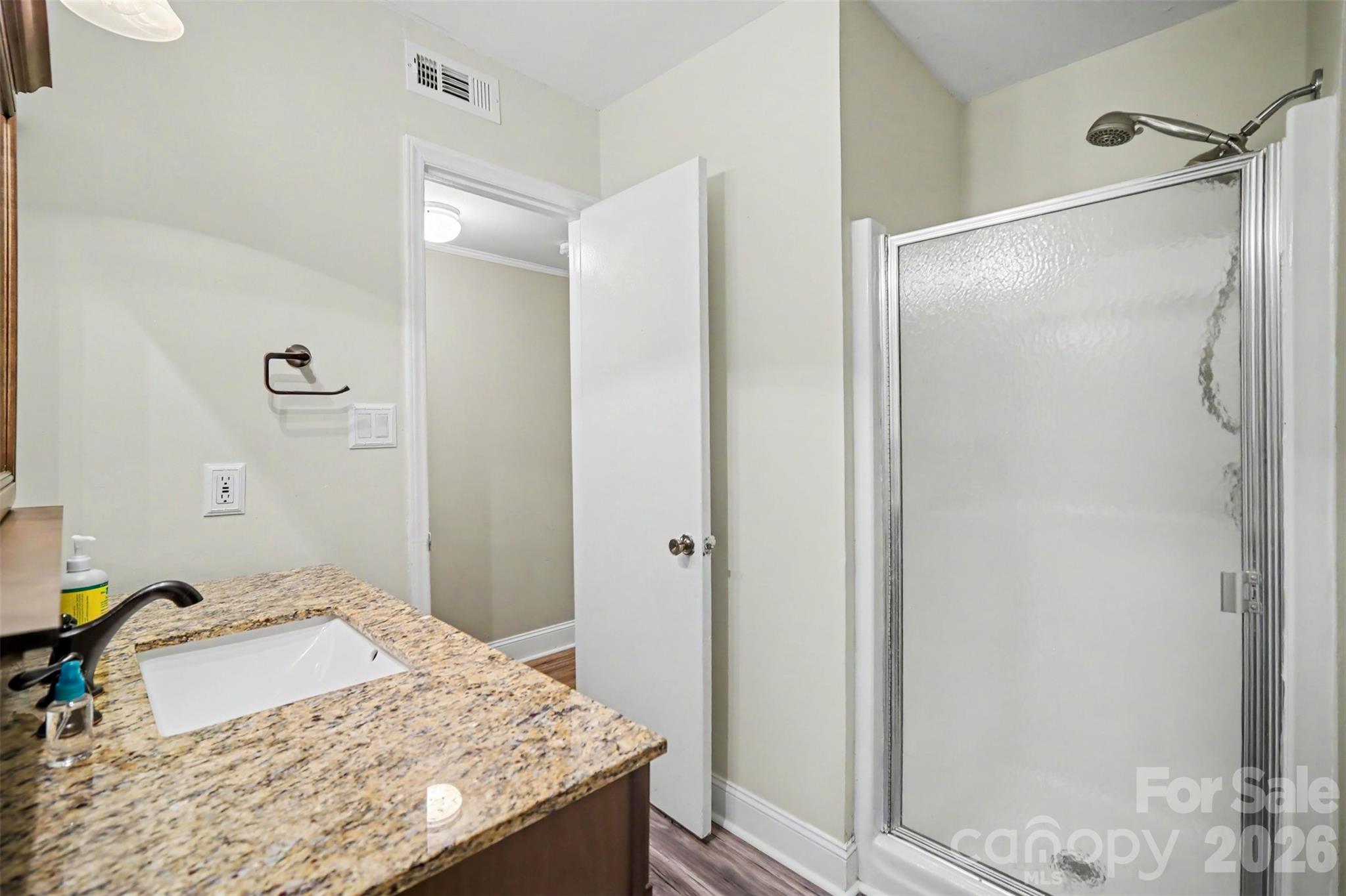 Photo 18 of 8644 Kirchenbaum Drive, Charlotte, NC