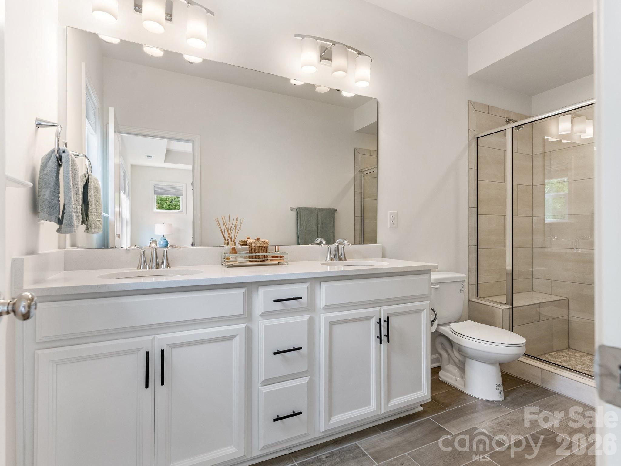 Photo 18 of 15004 Bayou Drive, Charlotte, NC