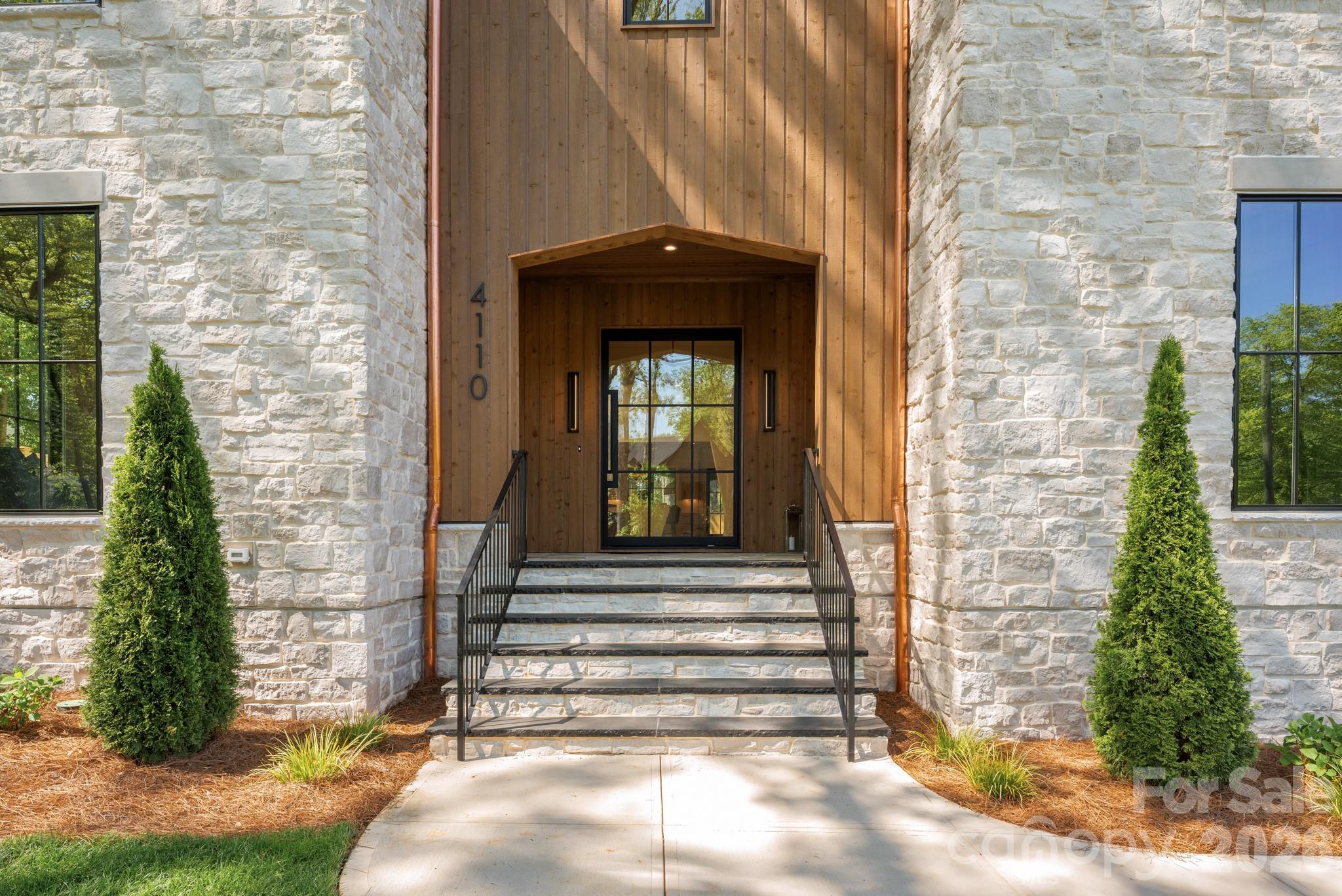 Photo 2 of 4110 Melchor Avenue, Charlotte, NC
