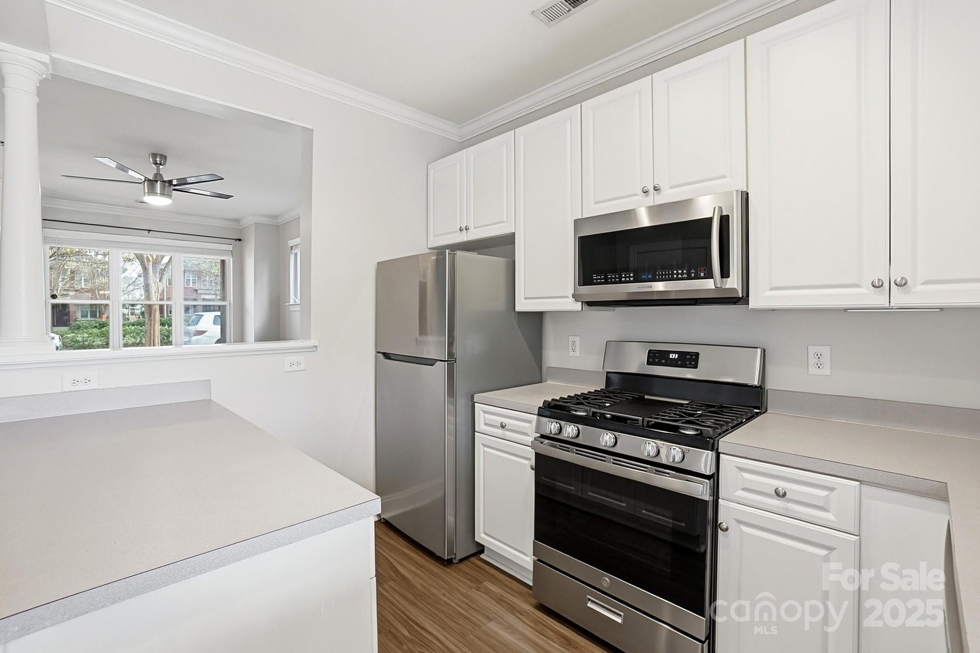 Photo 13 of 518 E 9th Street, Charlotte, NC