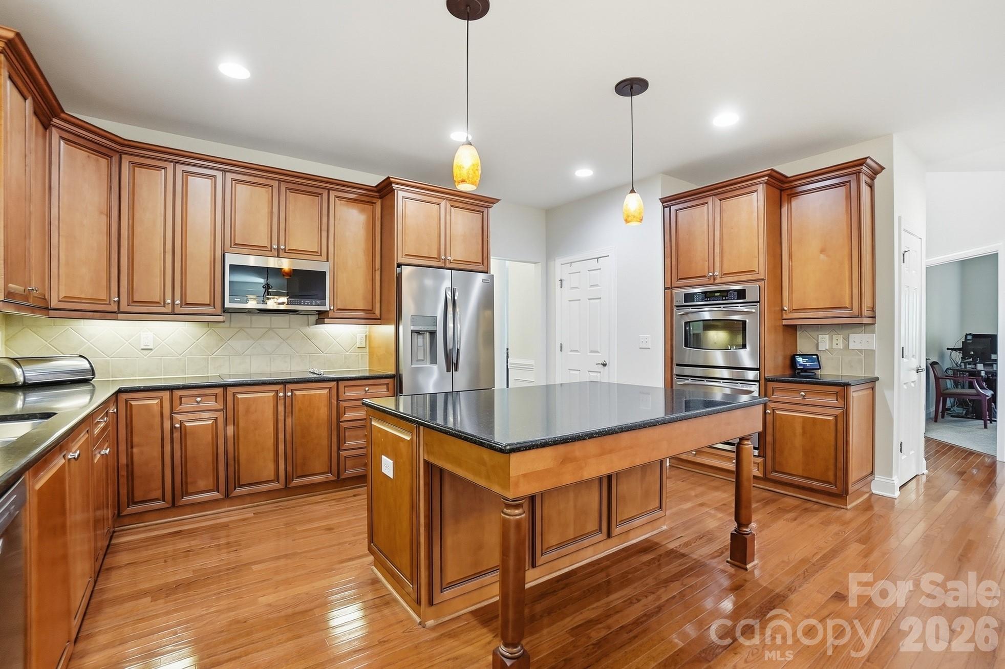 807 Crown Vista Court, Wesley Chapel, NC - photo 8 of 44