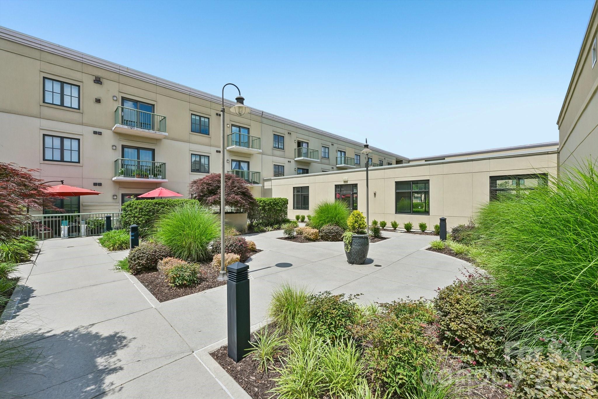 Photo 6 of 721 Governor Morrison Street601, Charlotte, NC