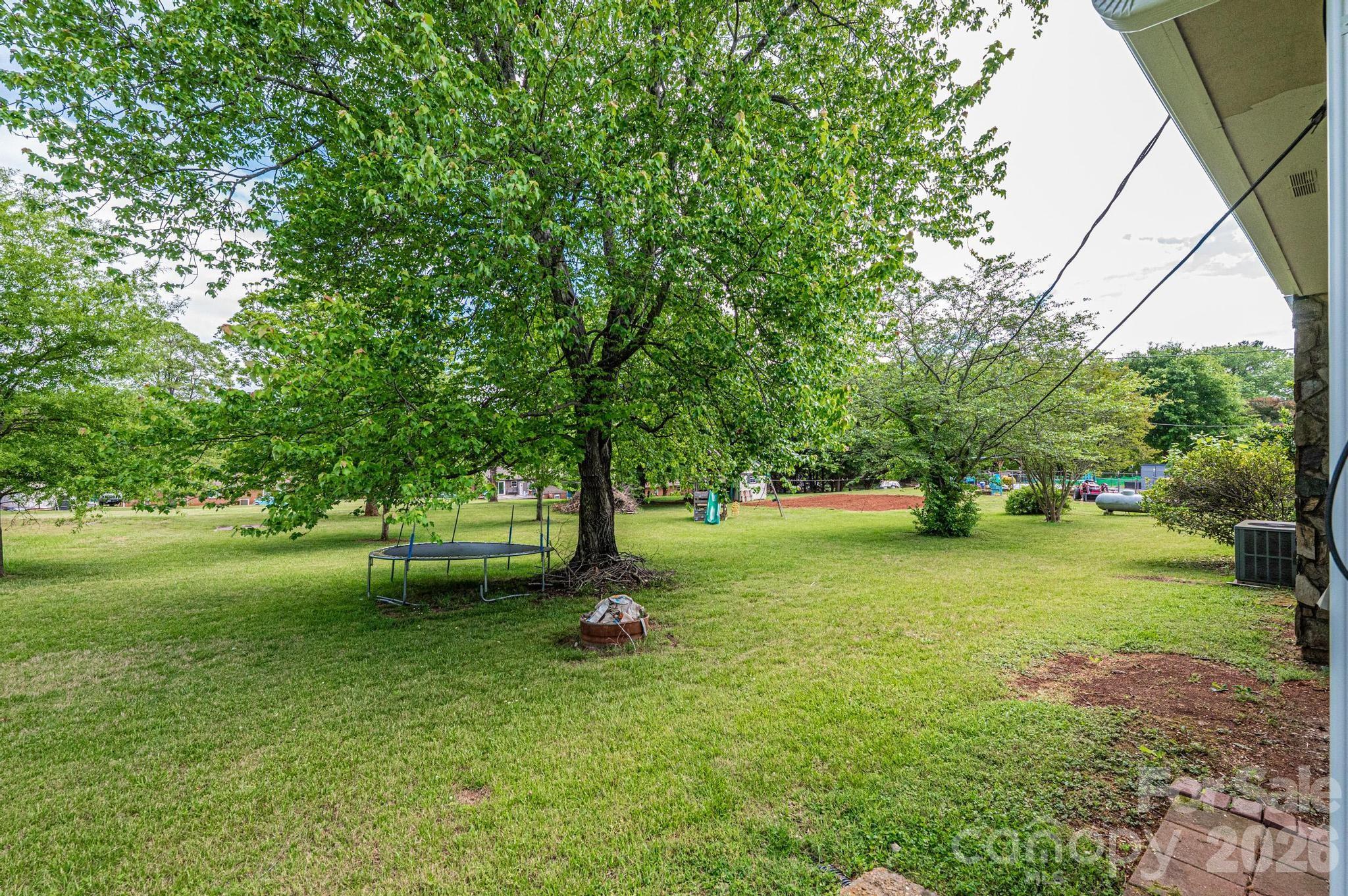 3886 Clay Street, Claremont, NC - photo 6 of 38