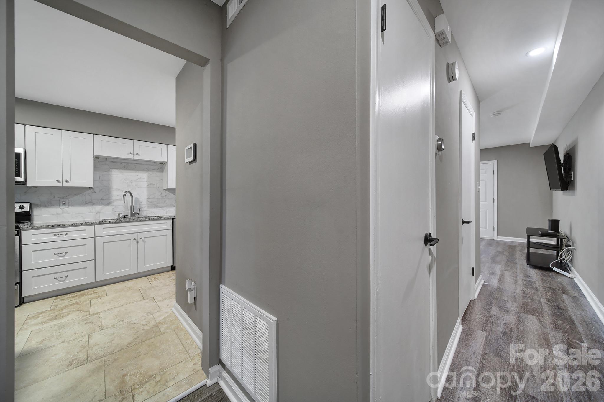 Photo 3 of 11005 Hunter Trail, Charlotte, NC