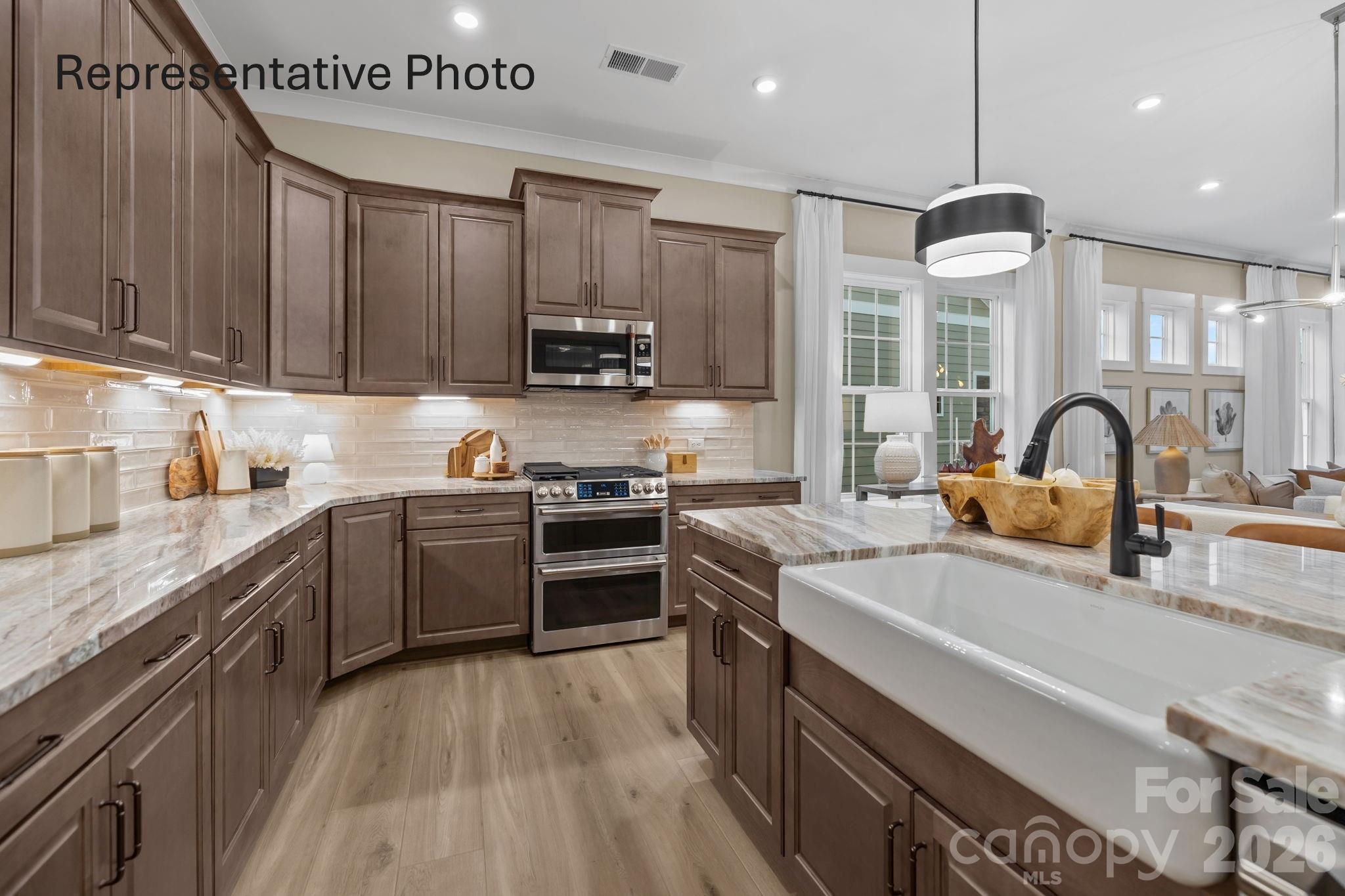 Photo 4 of 1468 Twin Leaf Road, Fort Mill, SC