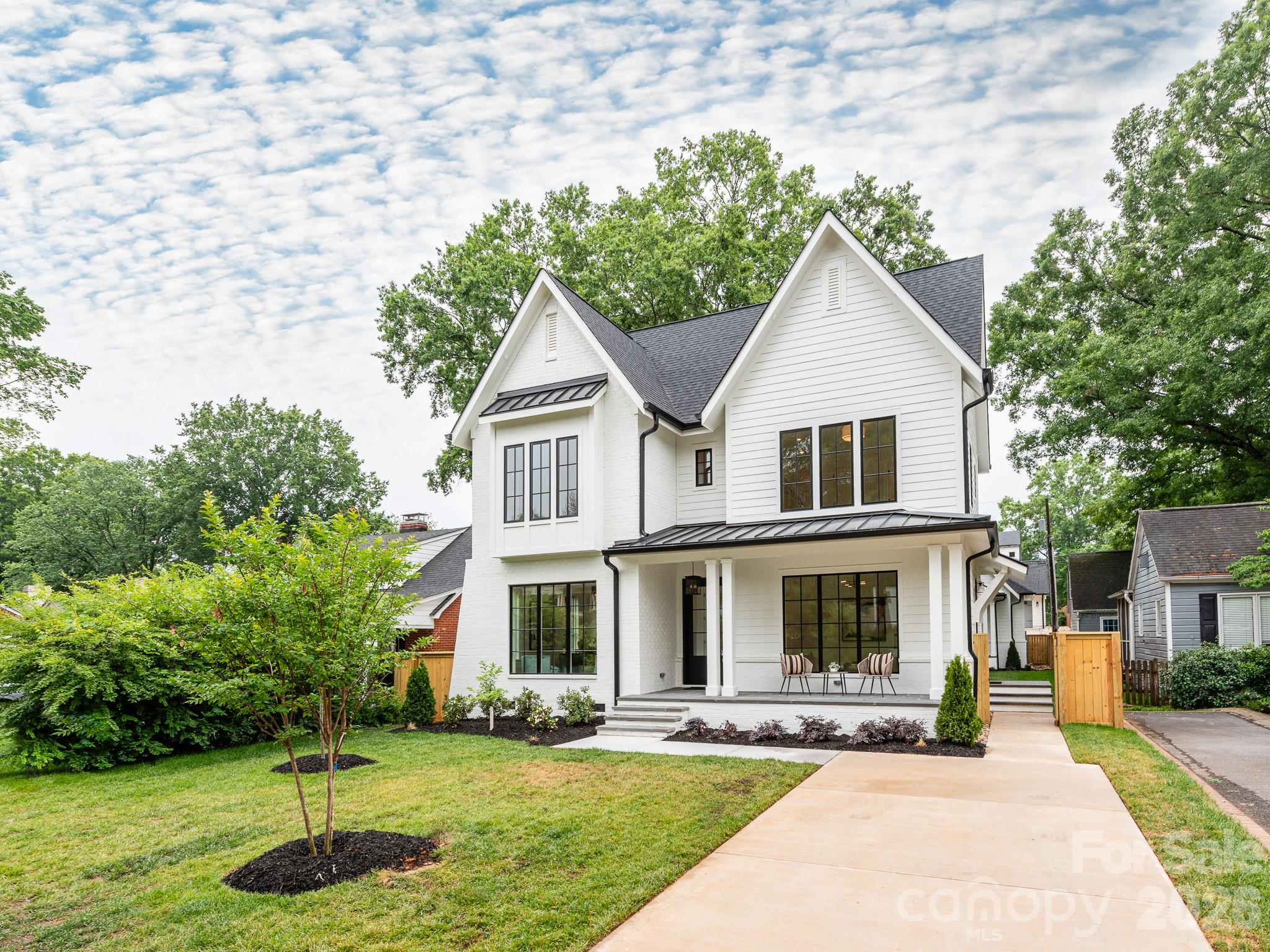 2510 Chesterfield Avenue, Charlotte, NC - photo 2 of 6