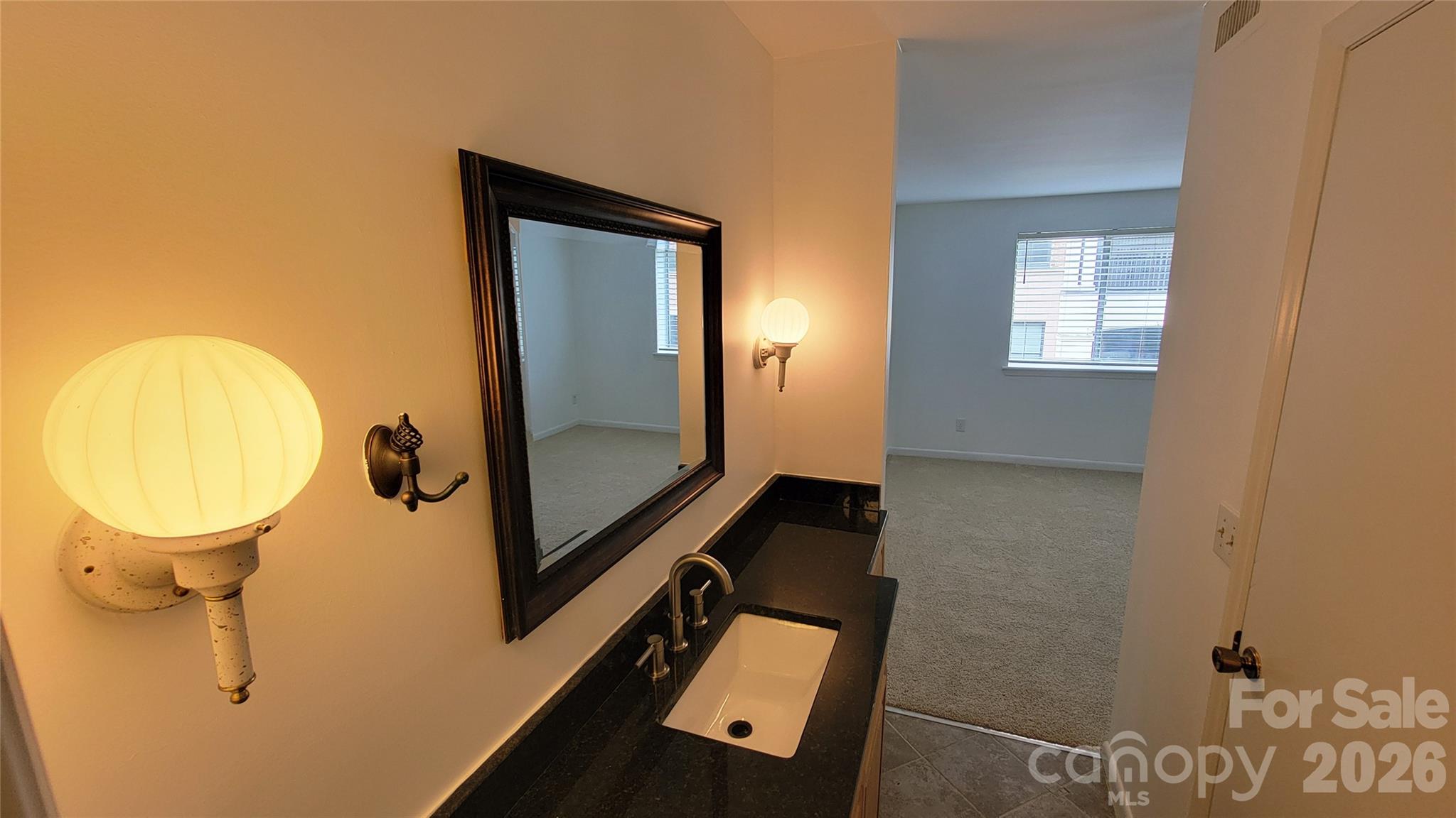 Photo 17 of 1323 Queens Road320, Charlotte, NC