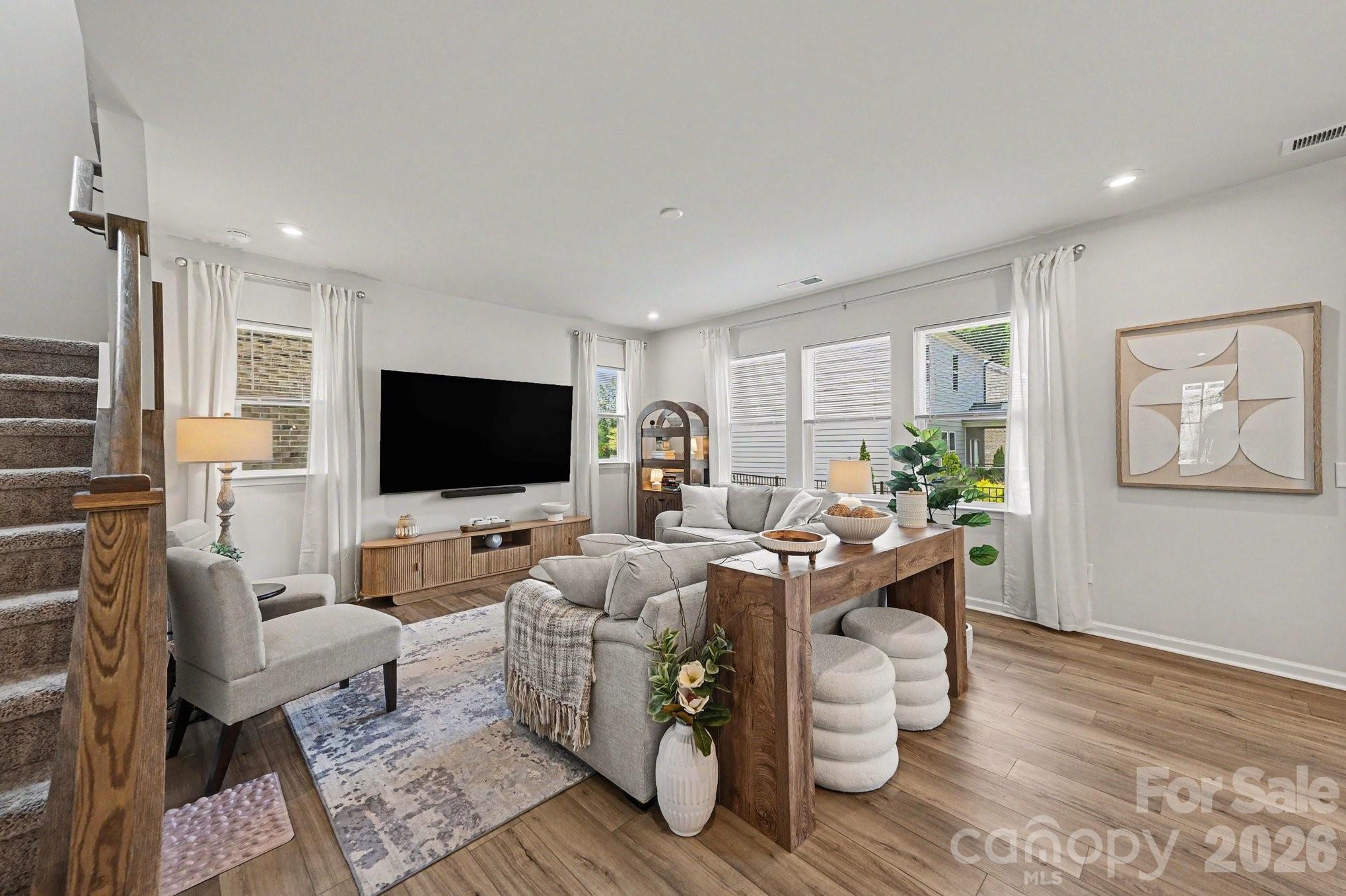 Photo 10 of 8230 Franklin Trail Street, Charlotte, NC
