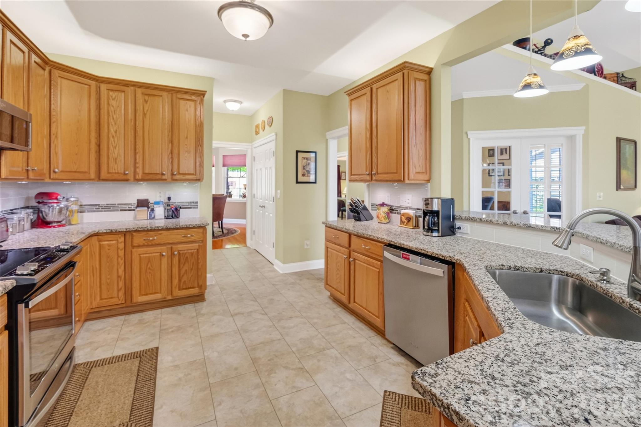 1005 Feather Oak Lane, Matthews, NC - photo 11 of 47