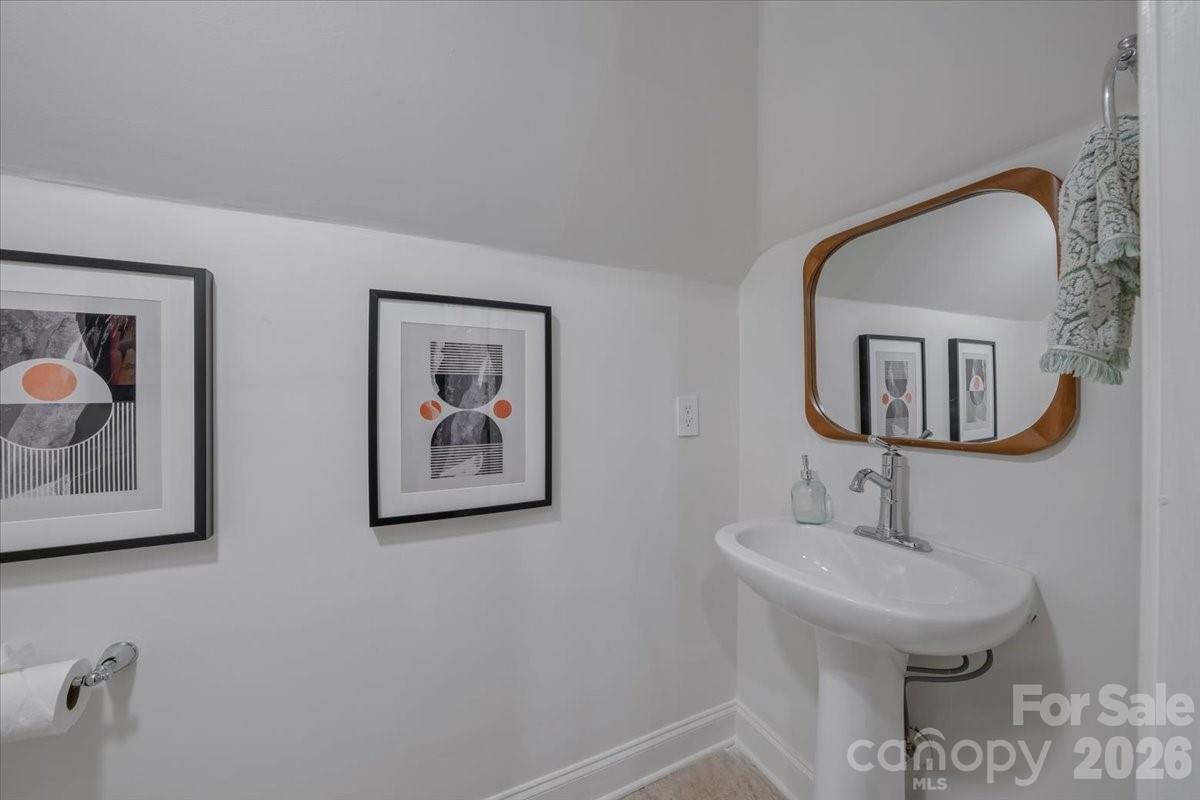 Photo 32 of 5631 Colony Road, Charlotte, NC