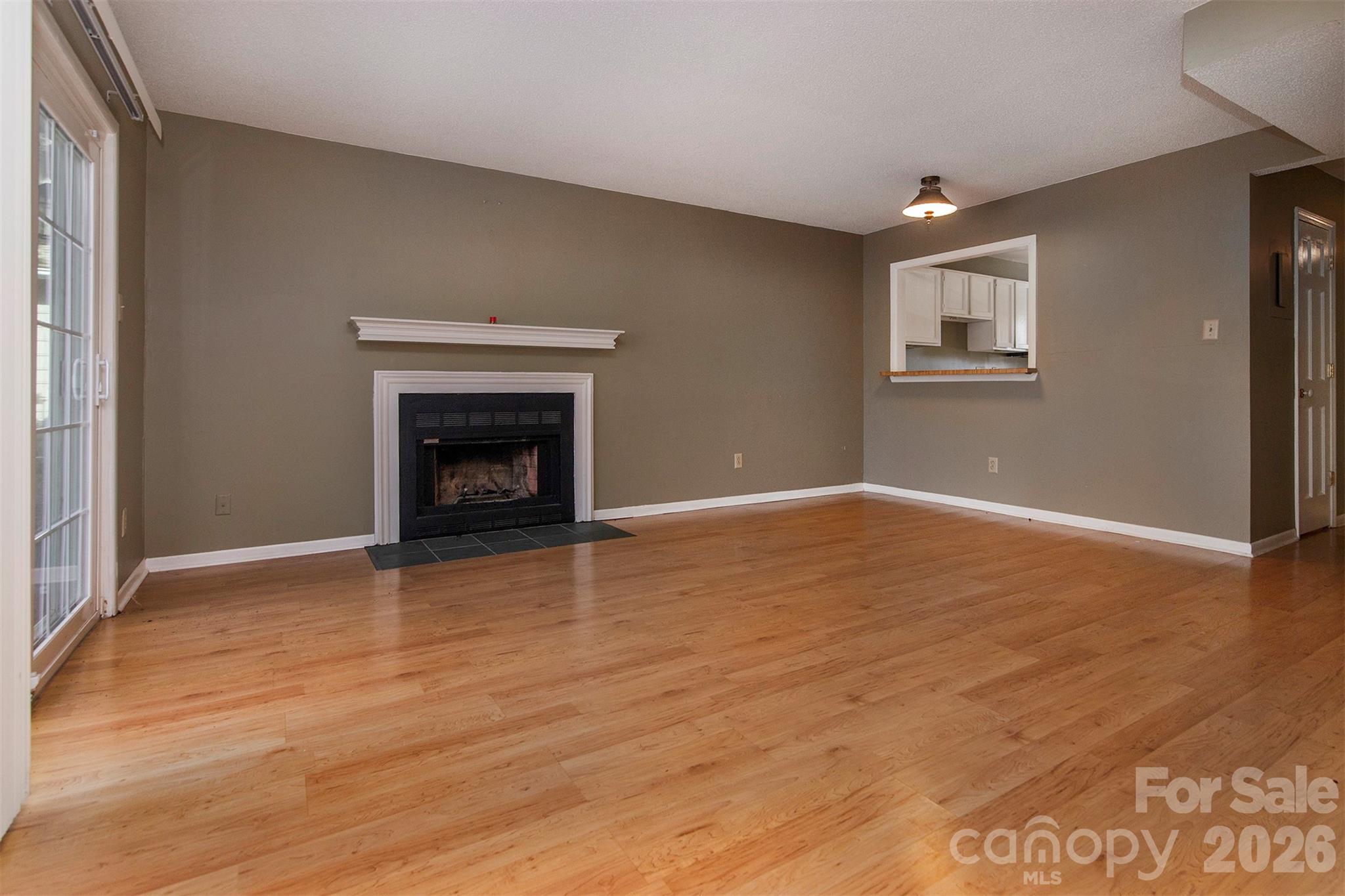 Photo 4 of 6116 Heath Ridge CourtH, Charlotte, NC