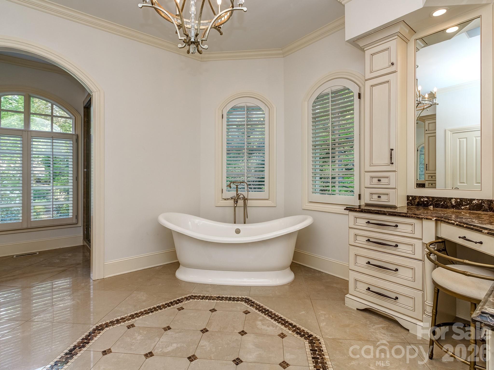 6528 Chipstead Lane, Charlotte, NC - photo 29 of 49