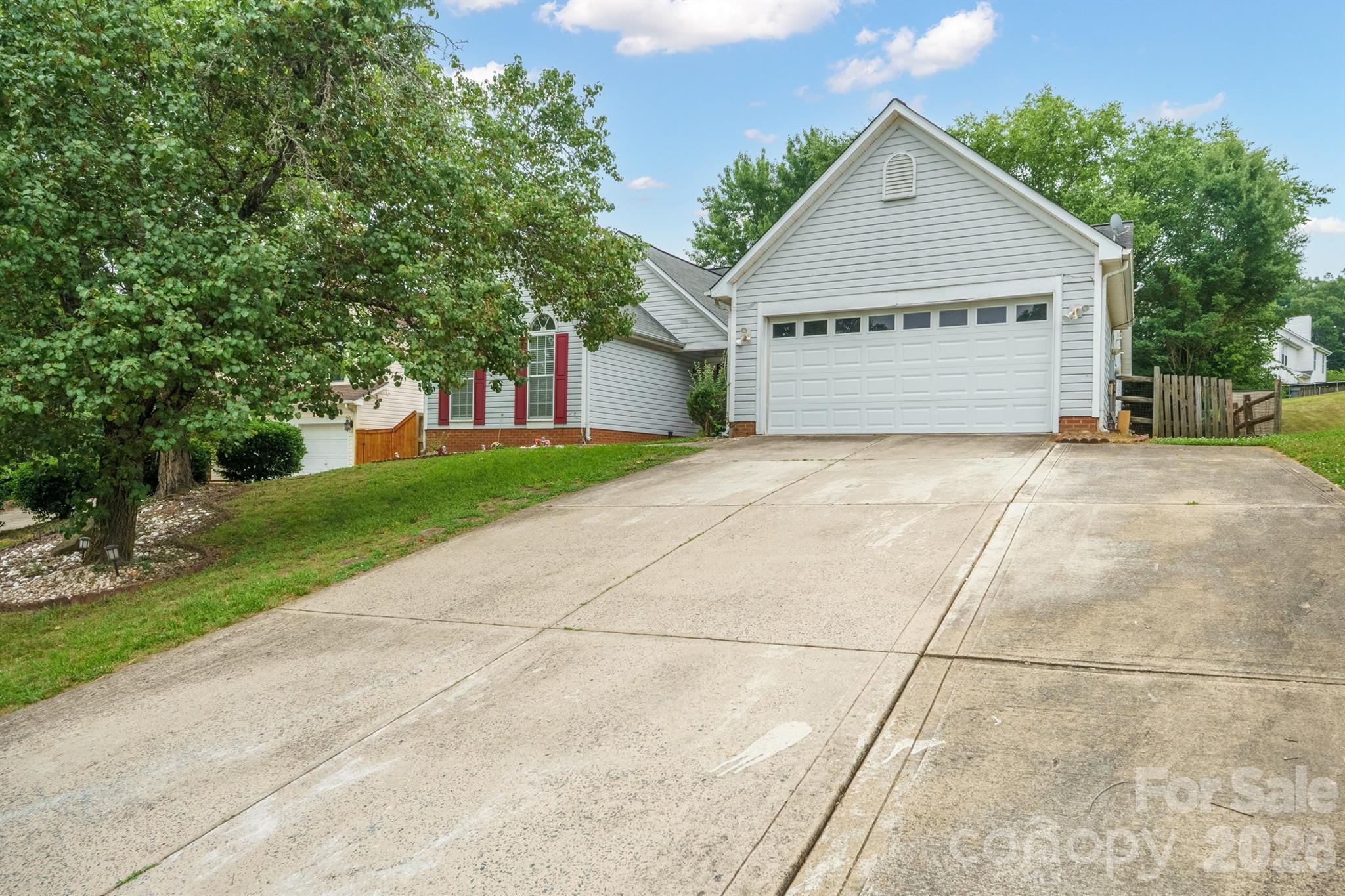 Photo 2 of 9426 Cantle Drive, Charlotte, NC