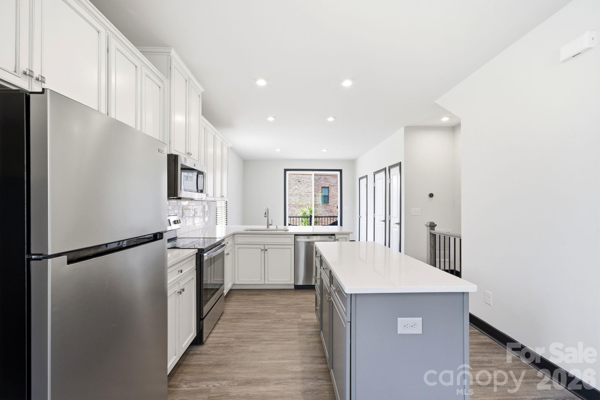 Photo 10 of 804 Broad River Lane, Charlotte, NC