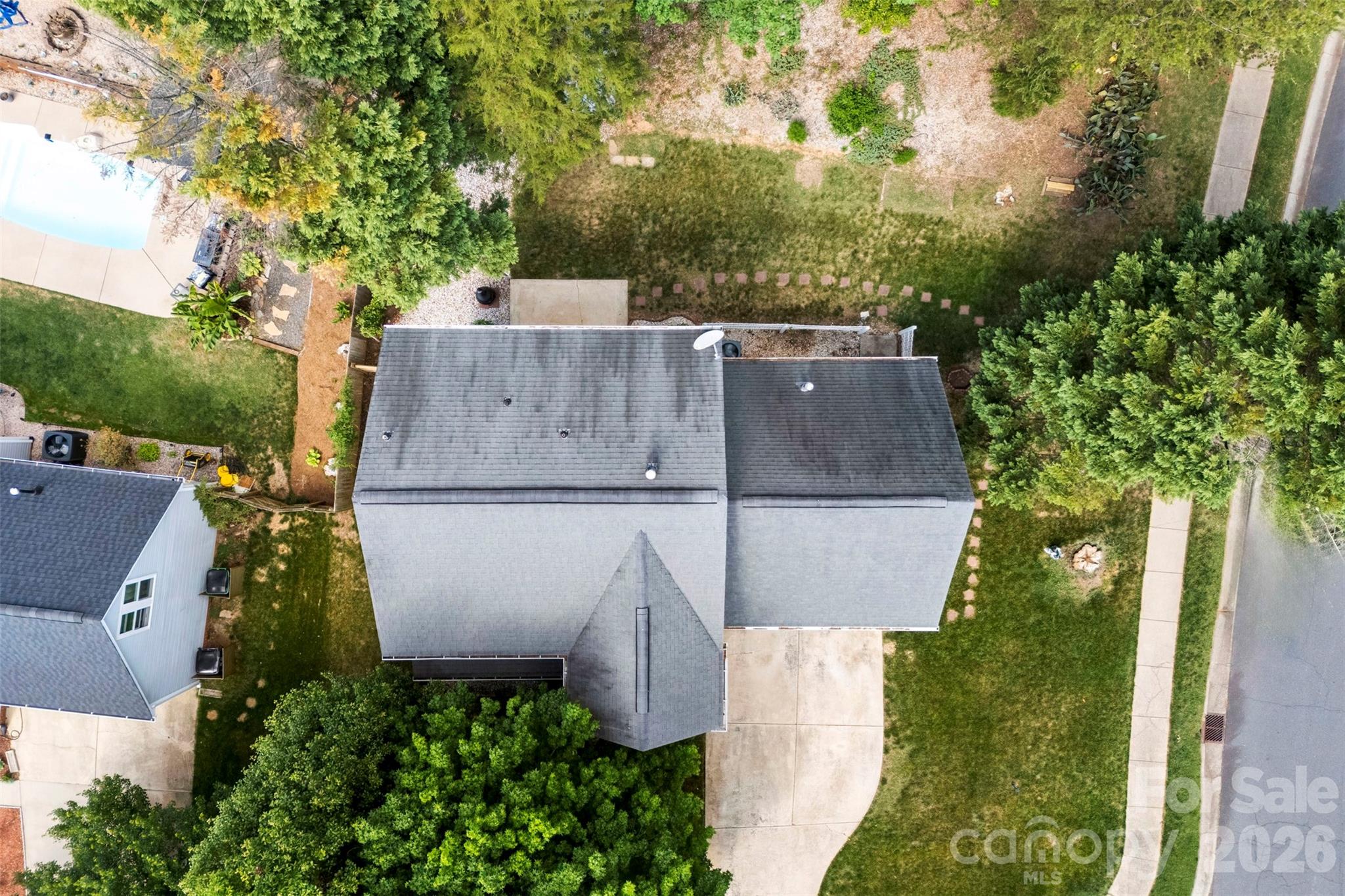 Photo 35 of 15027 Ashlight Drive, Charlotte, NC