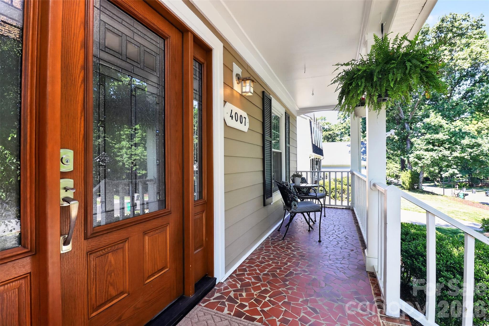 Photo 5 of 4007 Meadowridge Drive, Charlotte, NC