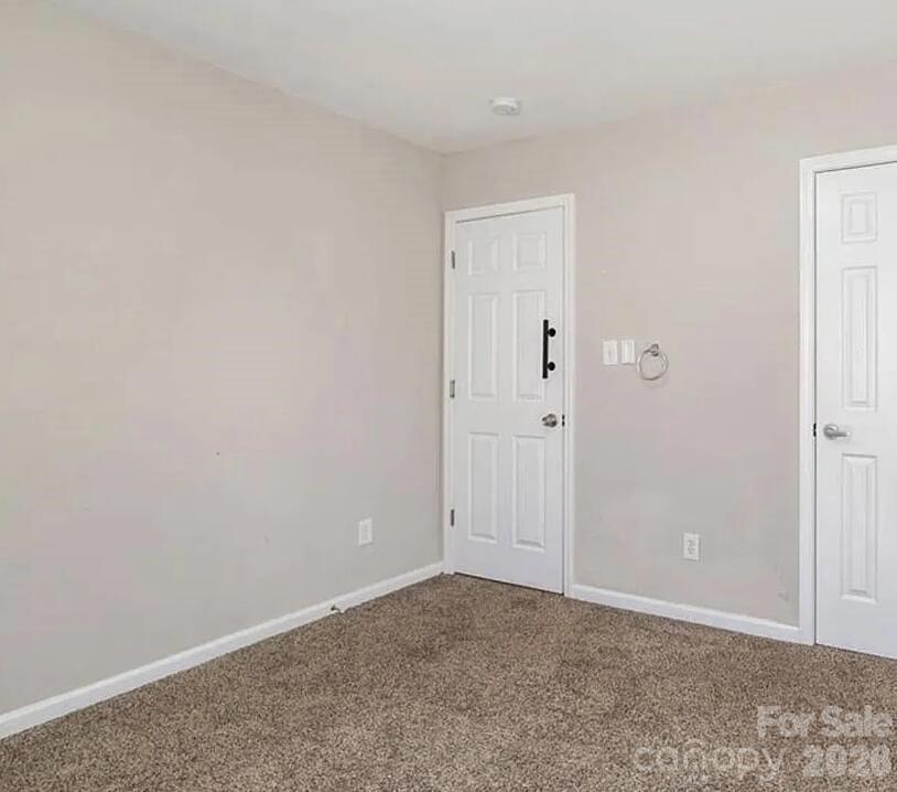 Photo 3 of 1212 Oakdale Commons Court, Charlotte, NC