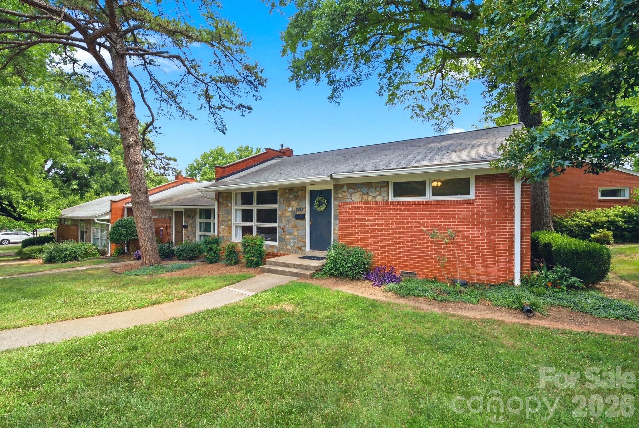 Photo 3 of 4227 Cheltenham Road, Charlotte, NC
