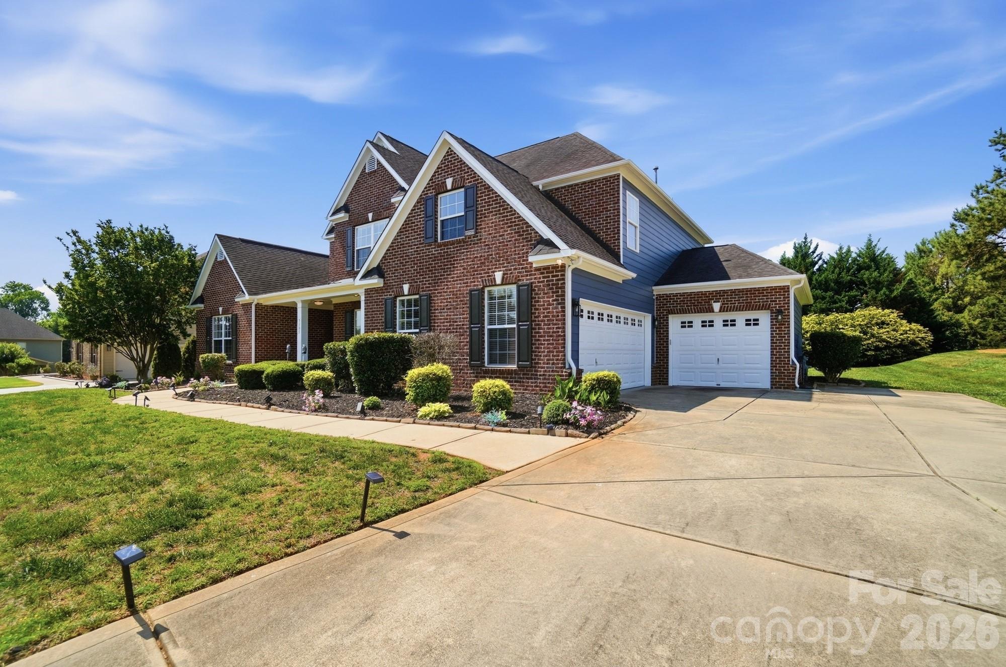 Photo 2 of 5305 Radcliffe Drive, Waxhaw, NC