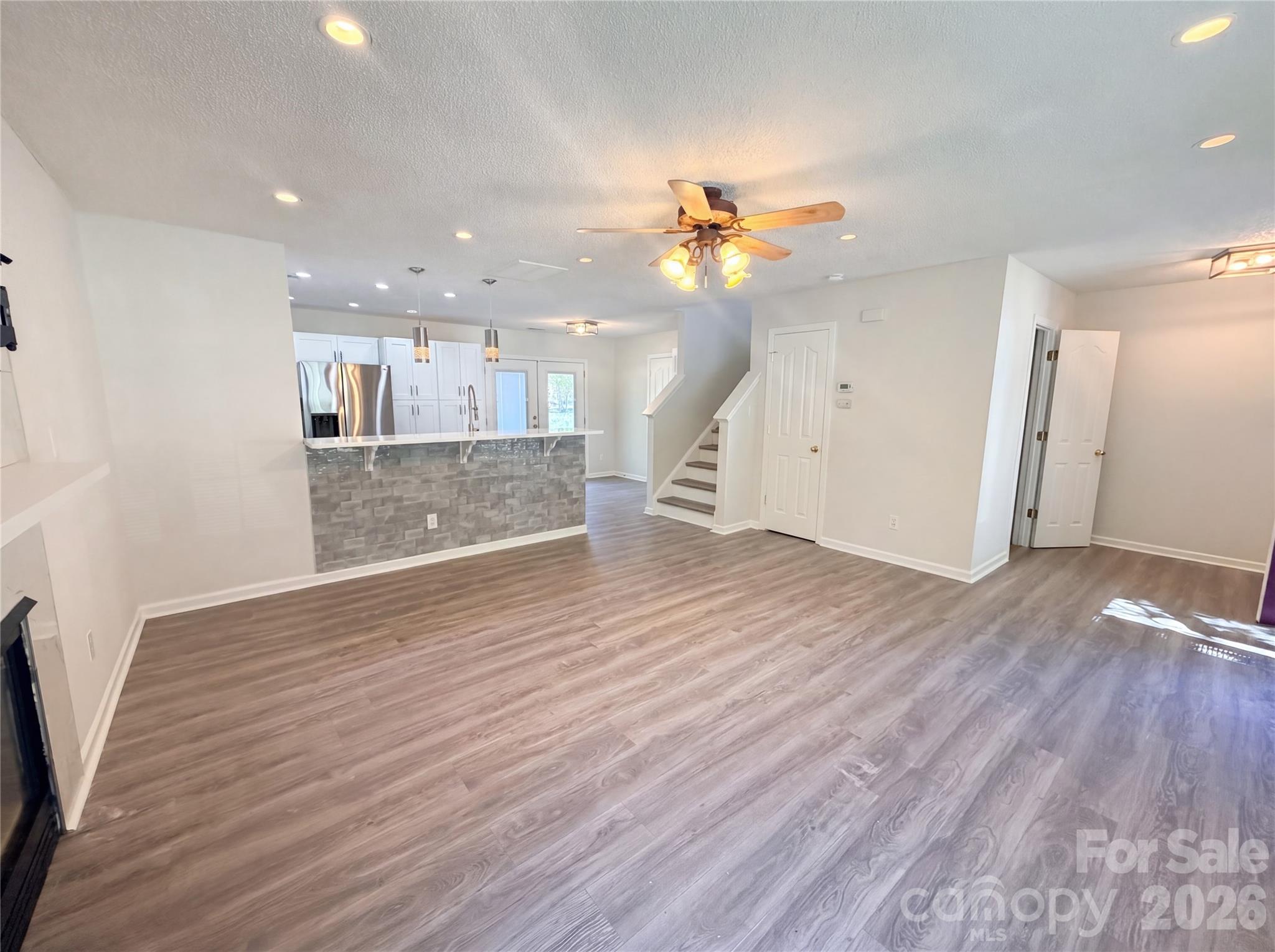 Photo 8 of 6032 Briggs Drive, Charlotte, NC