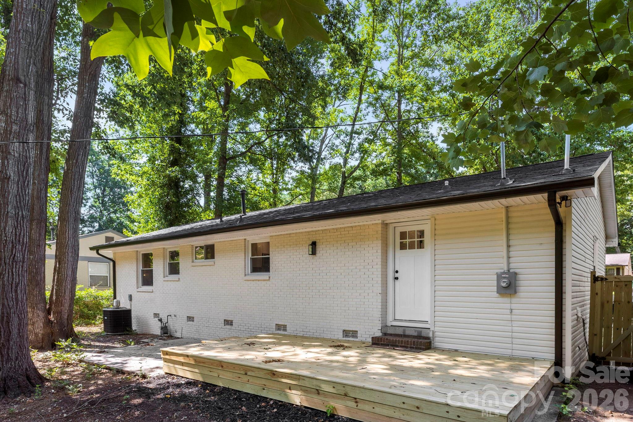 Photo 18 of 4211 Dunwoody Drive, Charlotte, NC