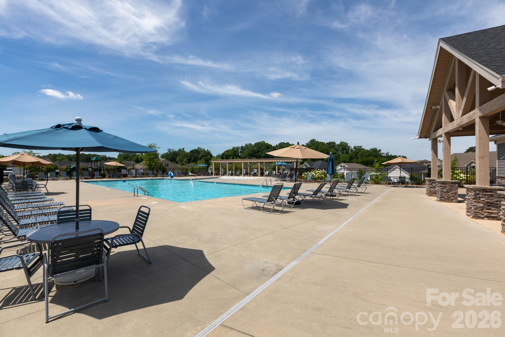 Home for sale at 11809 Red Leaf Drive, Charlotte, NC — photo 42 of 45