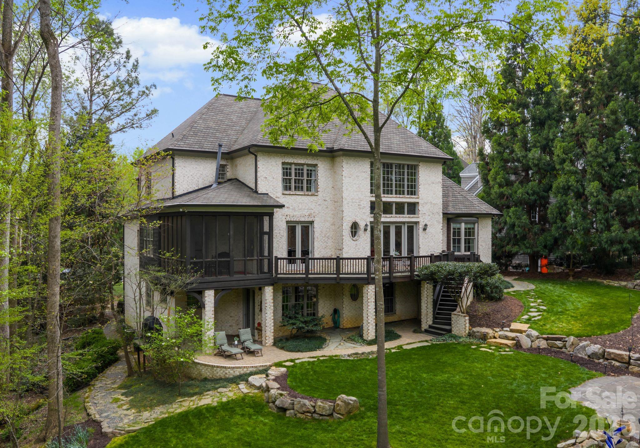 Photo 2 of 1514 Elmsford Lane, Matthews, NC
