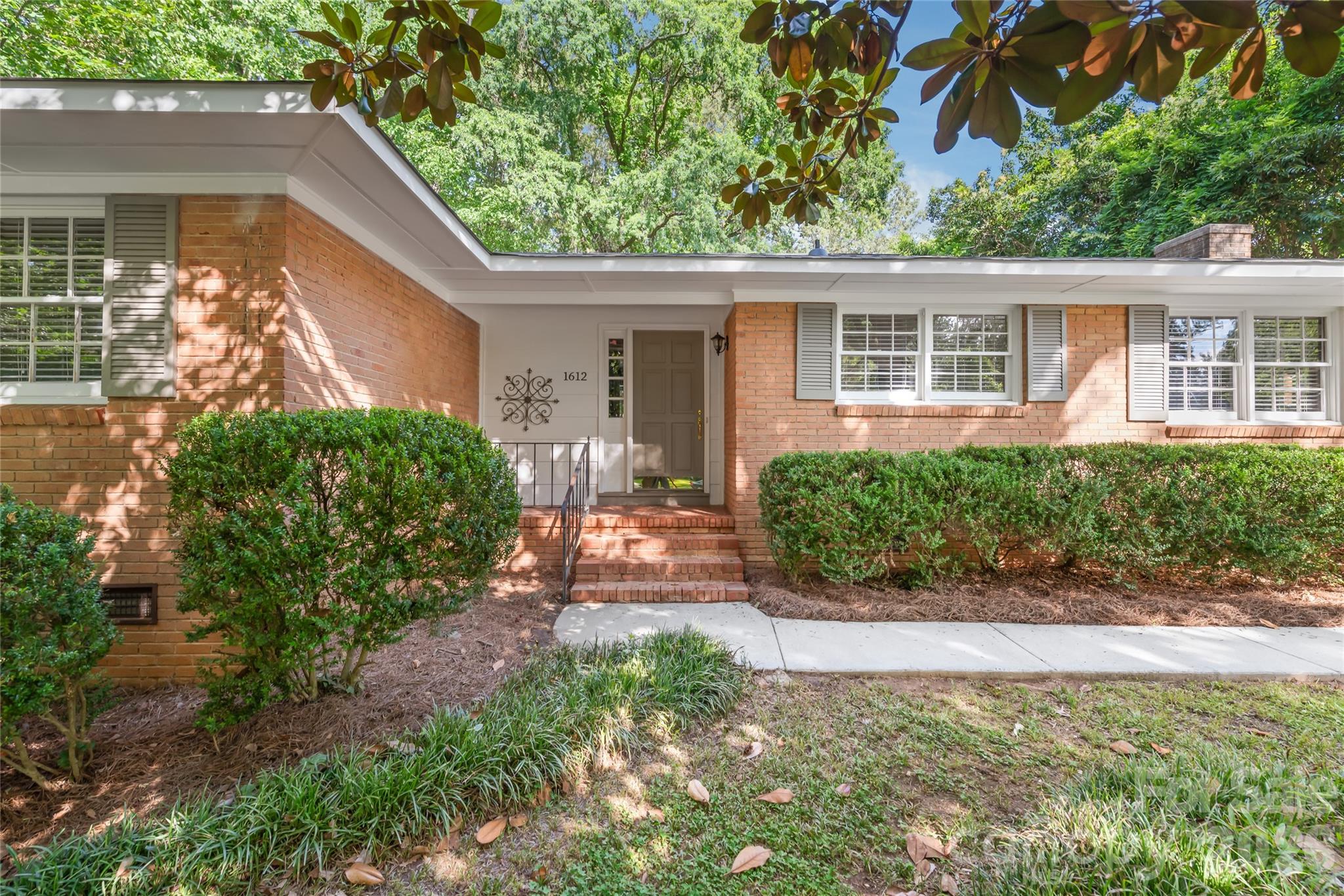 Photo 3 of 1612 Redcoat Drive, Charlotte, NC
