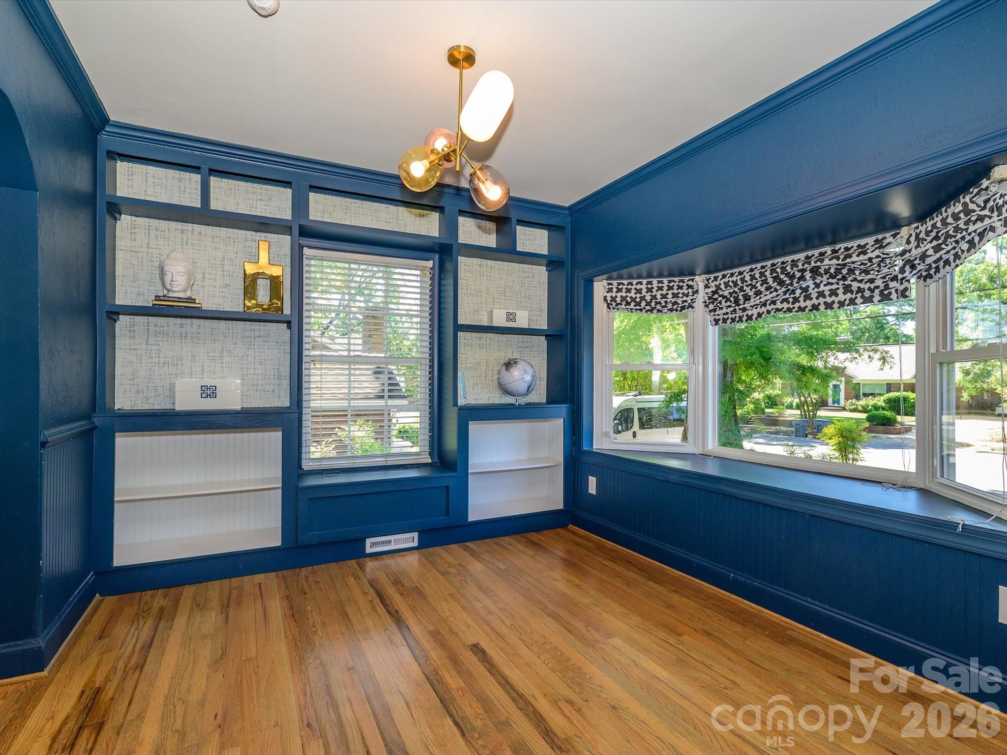 1929 Mecklenburg Avenue, Charlotte, NC - photo 7 of 36