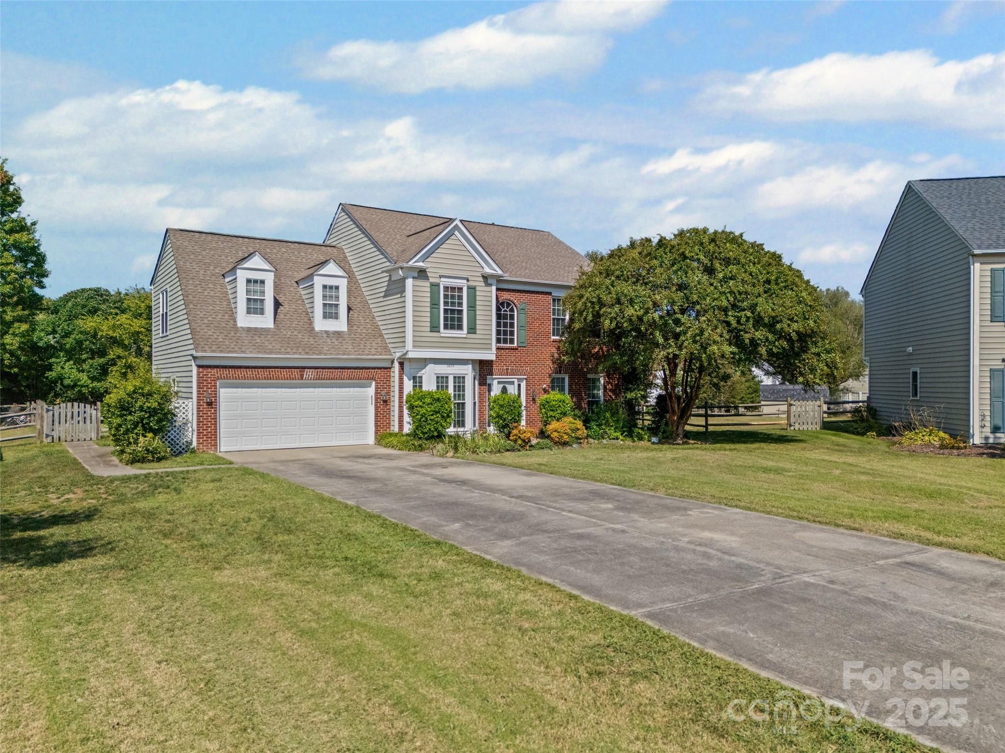 5899 Crimson Oak Court, Harrisburg, NC - photo 2 of 32