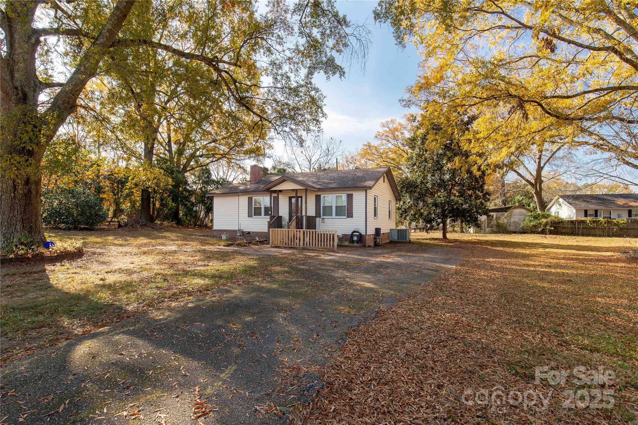 5793 Oak Street, Fort Lawn, SC