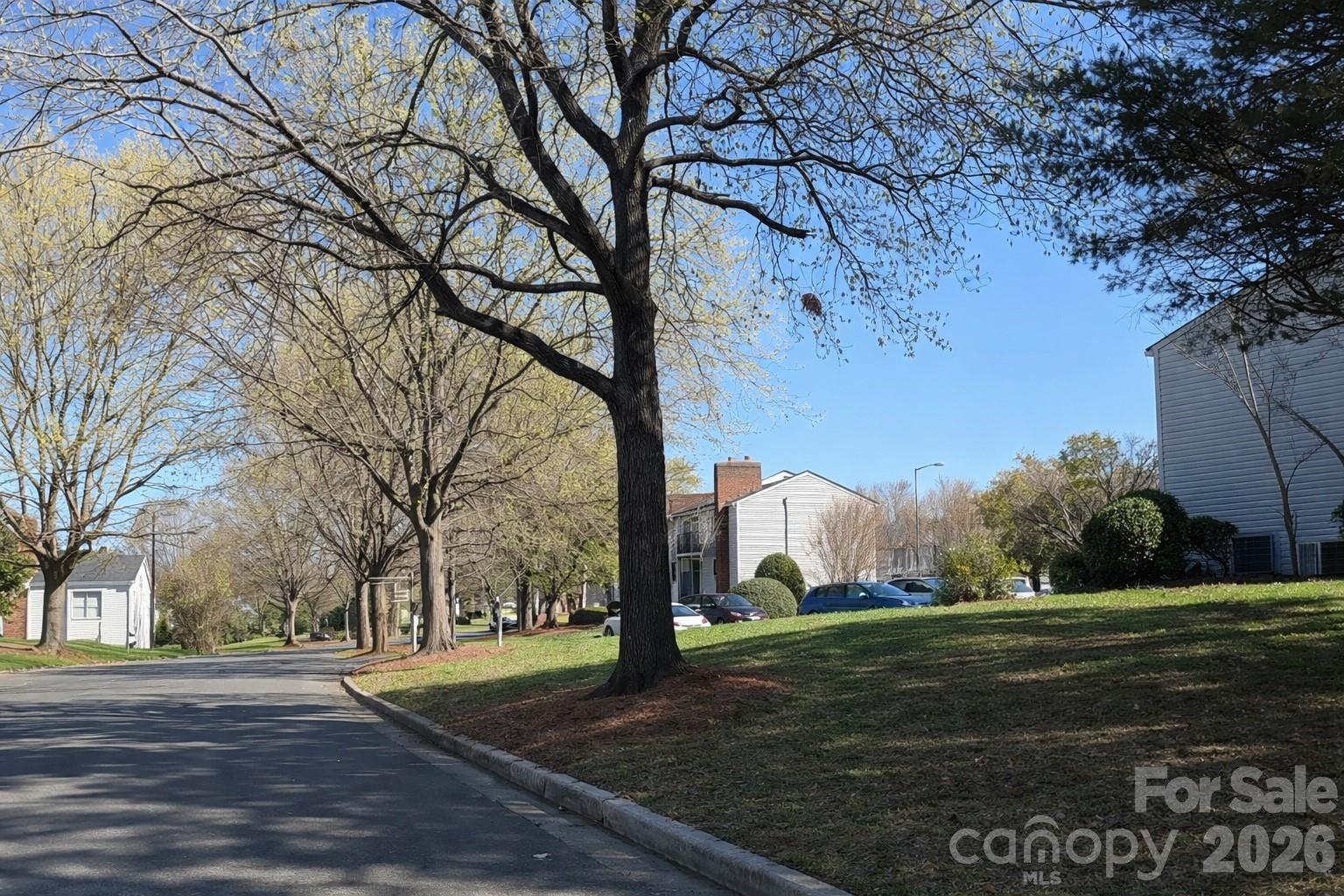 Photo 12 of 11027 Harrowfield Road, Charlotte, NC