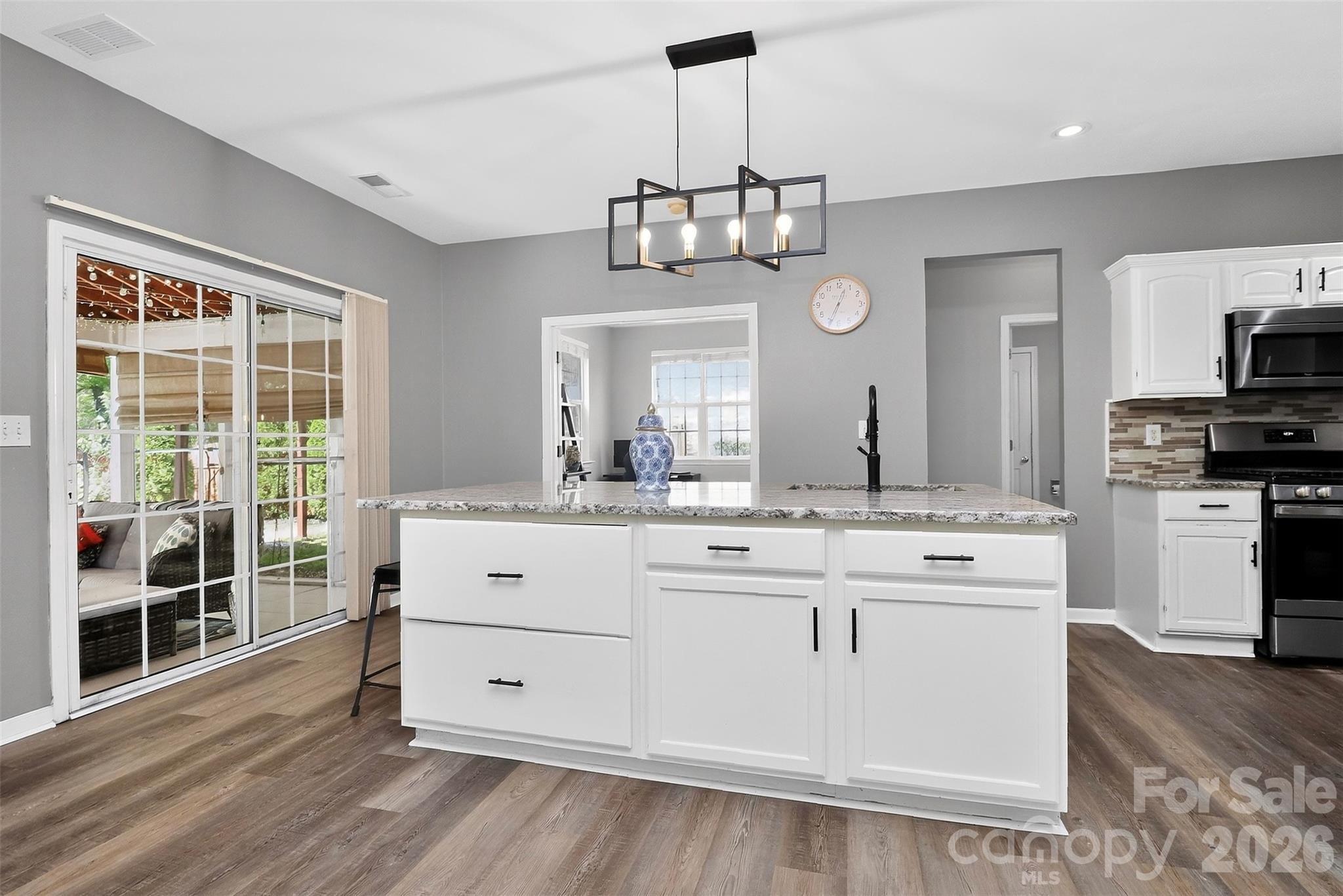 Photo 5 of 17126 Cambridge Woods Court, Charlotte, NC
