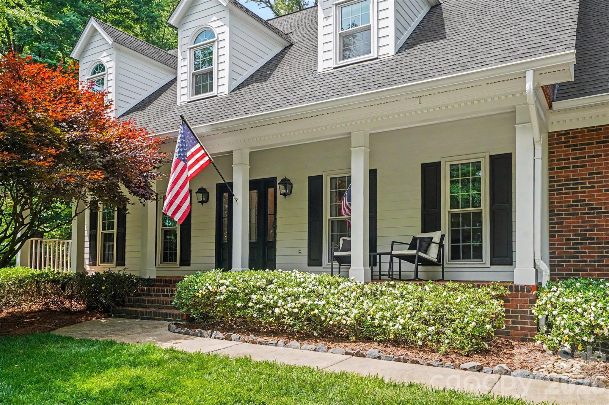 Photo 5 of 6128 Lake Providence Lane, Charlotte, NC