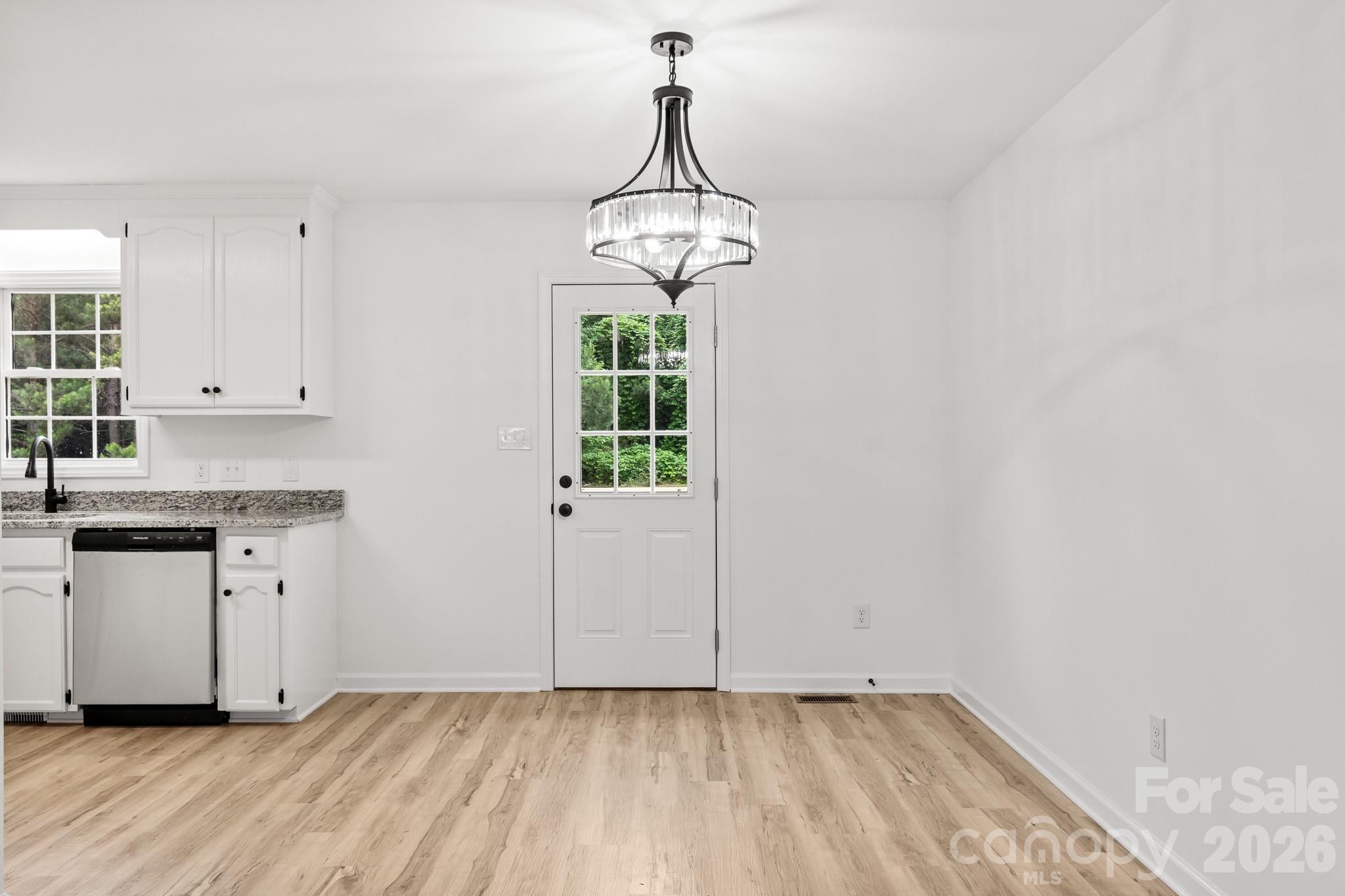 Photo 12 of 2931 Greenleaf Road, Clover, SC