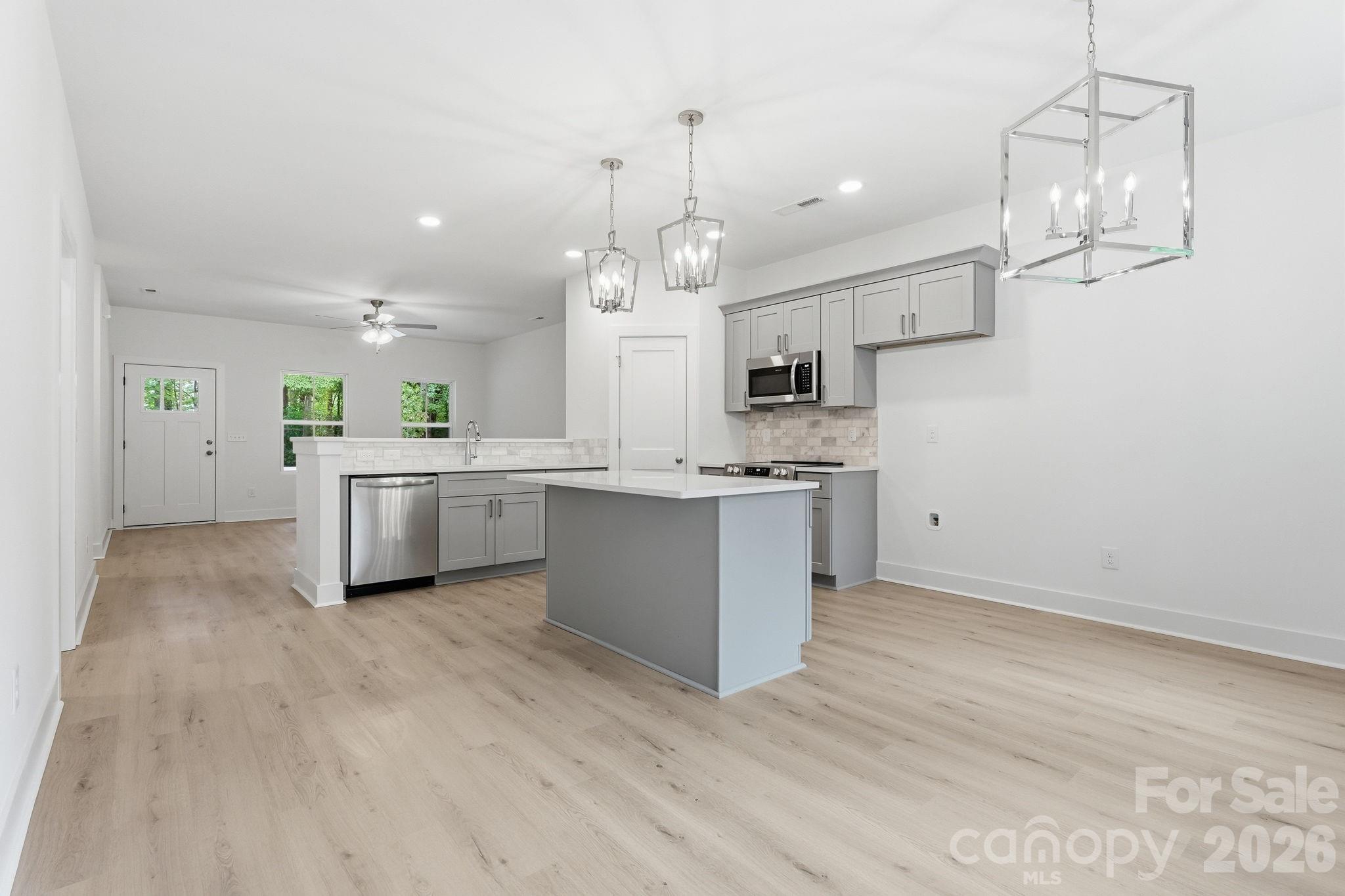 Photo 4 of 2021 Hart Road, Charlotte, NC