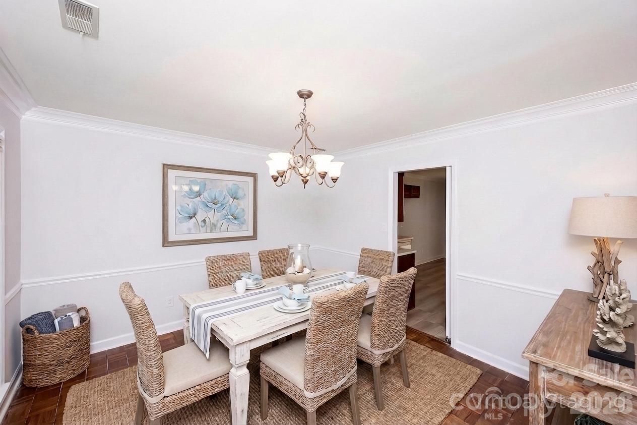 Photo 5 of 4248 Woodglen Lane, Charlotte, NC