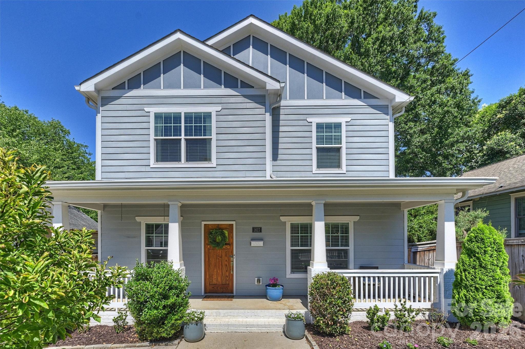 Home for sale at 1617 Hawthorne Lane, Charlotte, NC — photo 1 of 47