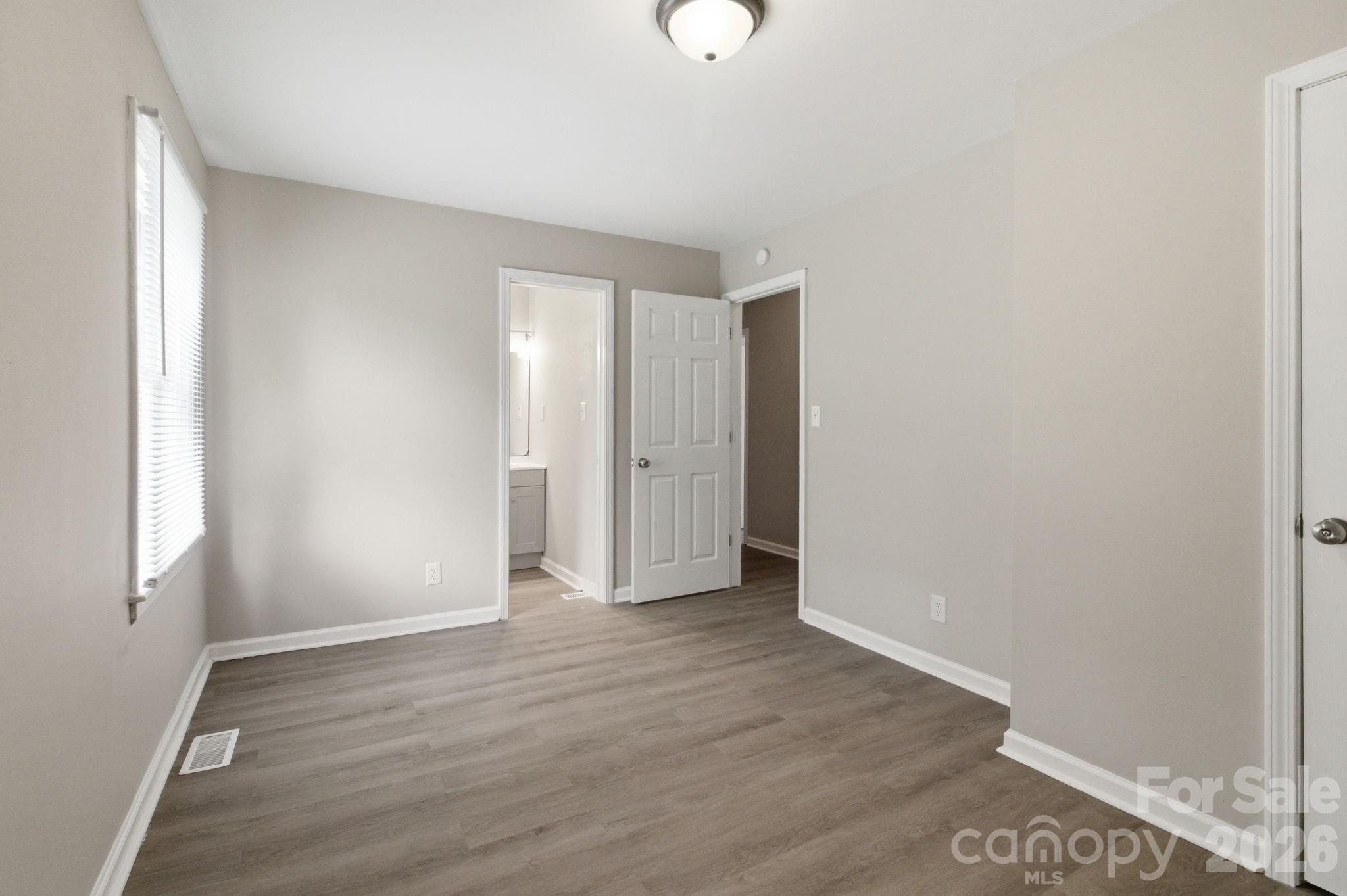 Photo 13 of 2732 Thornton Road, Charlotte, NC