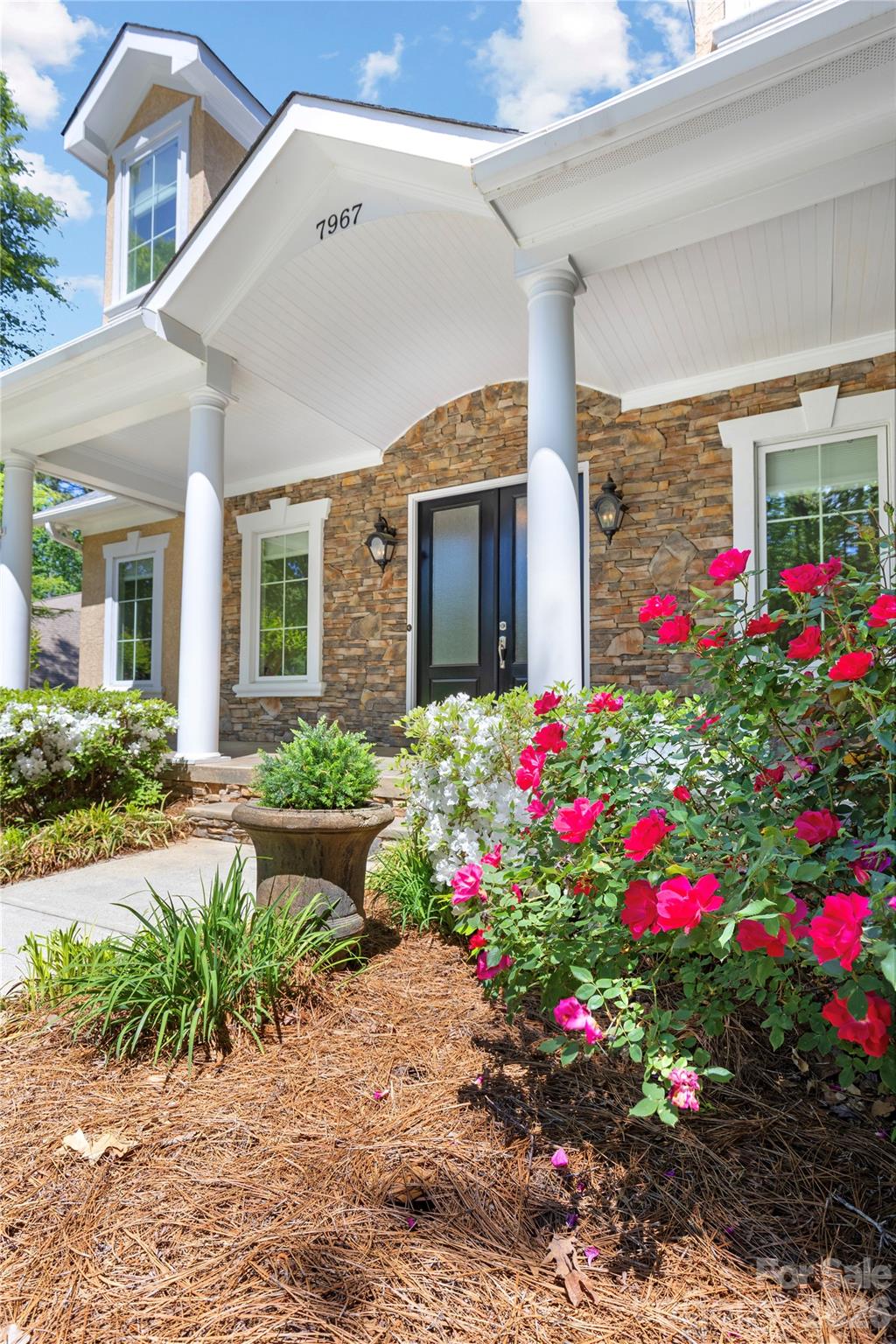 Photo 3 of 7967 Glen Abbey Circle, Stanley, NC