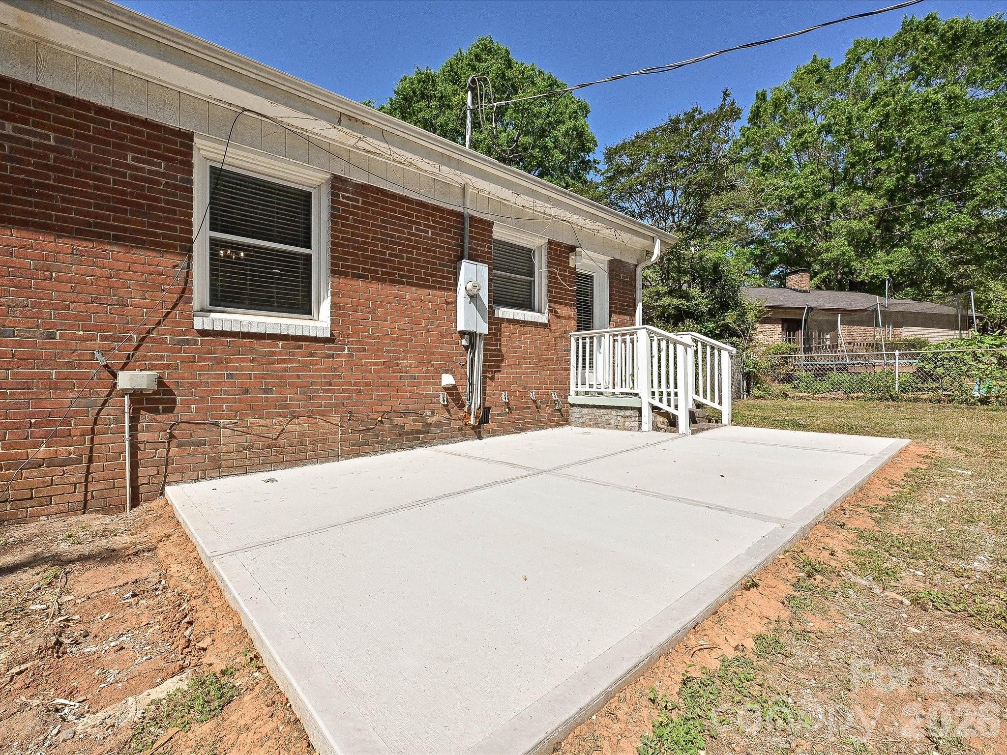 Photo 18 of 1913 Optimist Lane, Charlotte, NC