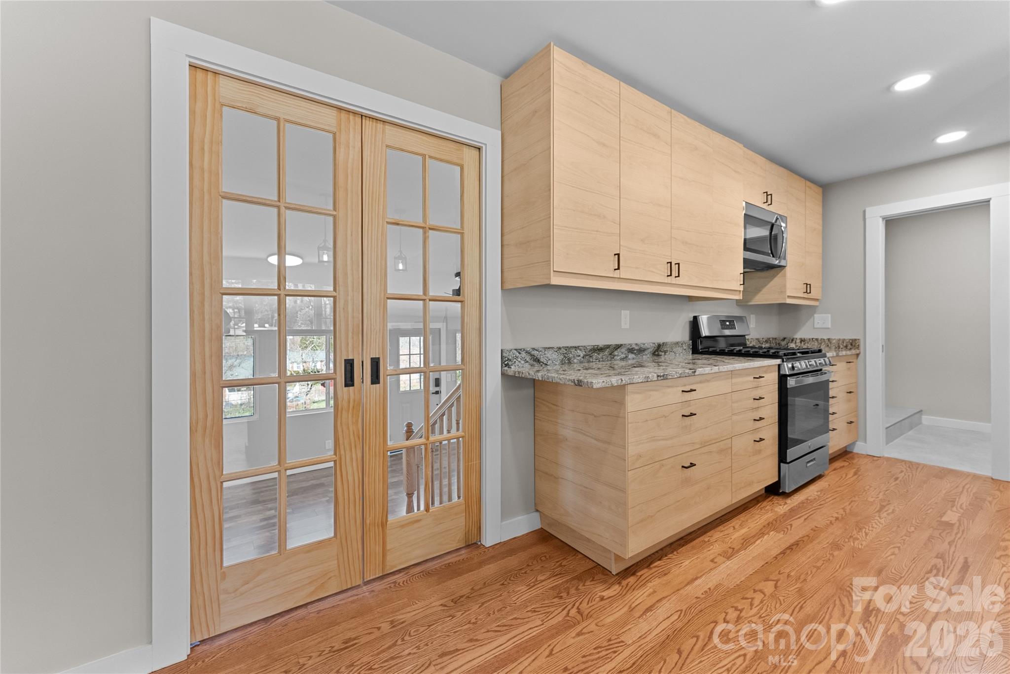88 Skyview Terrace, Asheville, NC - photo 10 of 35