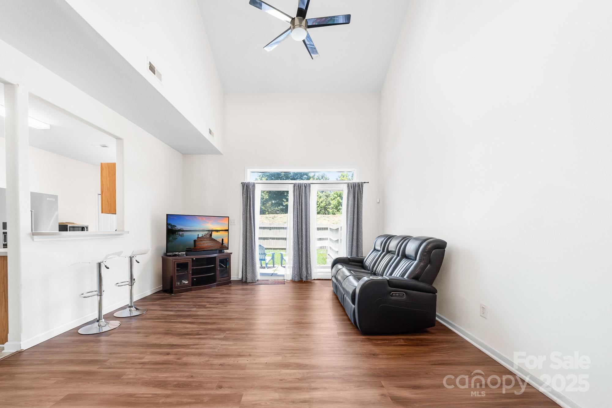 Photo 7 of 4313 Eaves Lane, Charlotte, NC